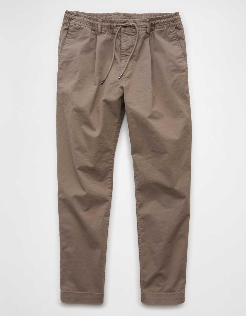 AE Flex Pleated Athletic Fit Pull-On Pant | American Eagle UK | Men's ...