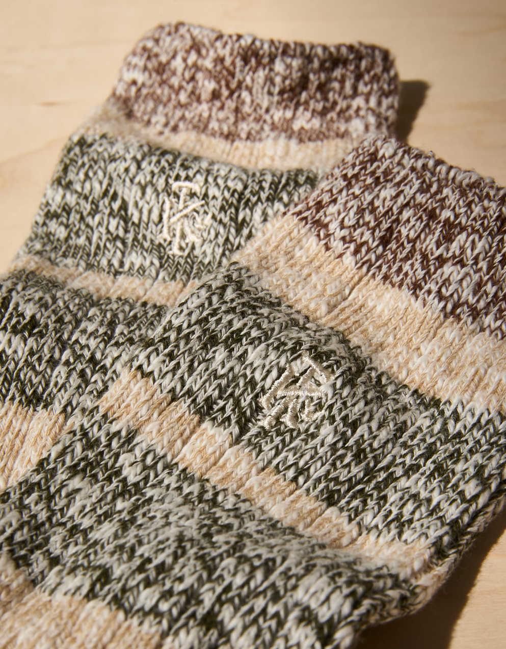 AE x Tru Kolors Marled Camp Socks | American Eagle Deutschland | Men's ...