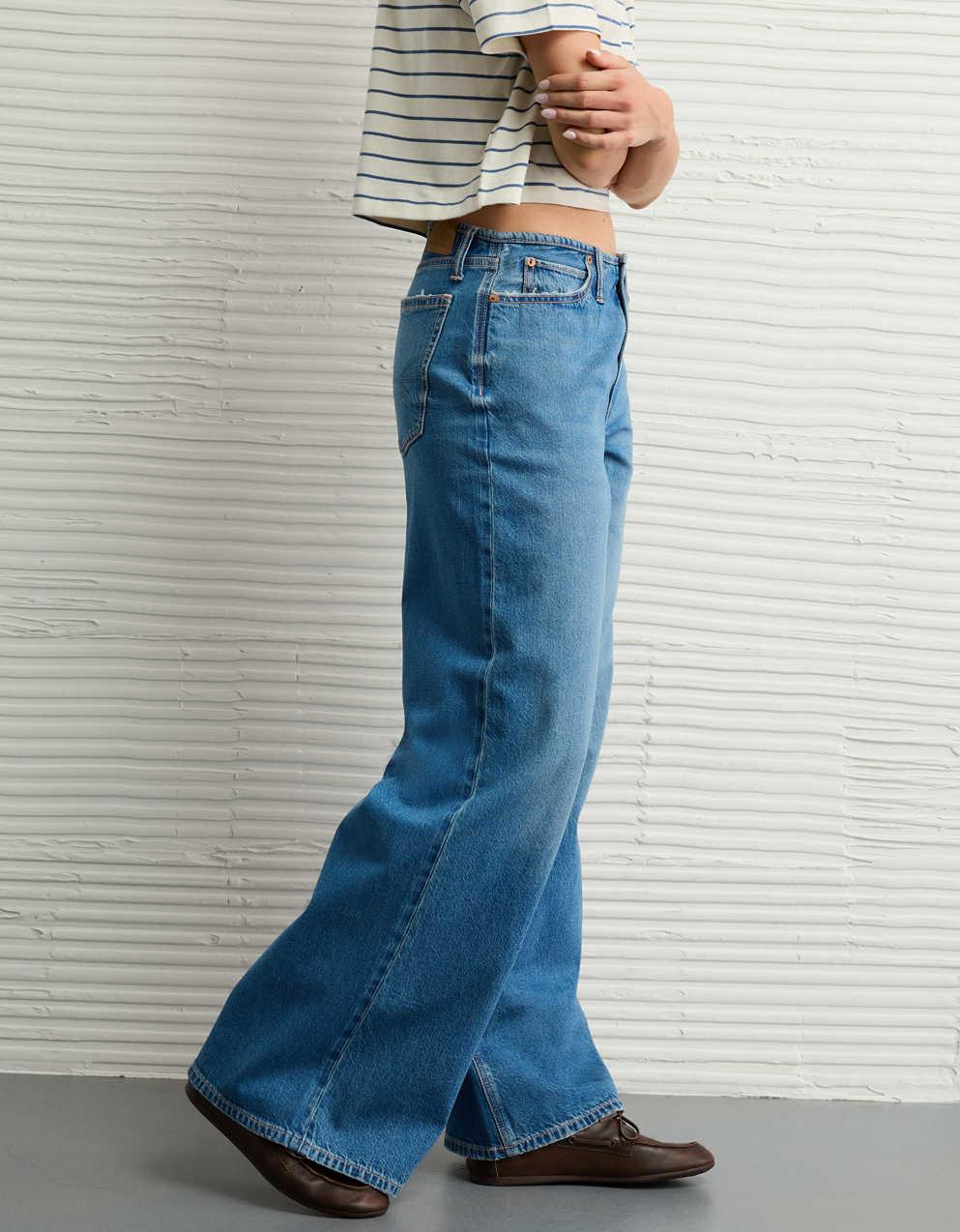 AE Dreamy Drape Strigid Low-Rise Baggy Wide-Leg Jean | American Eagle ...
