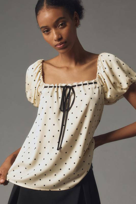 Maeve 퍼프 슬리브 새틴 블라우스 앤트로폴로지 한국 공식 스토어 유니크한 여성 패션 및 라이프스타일 편집샵 200개이상의 프리미엄 브랜드 여성 의류 액세서리