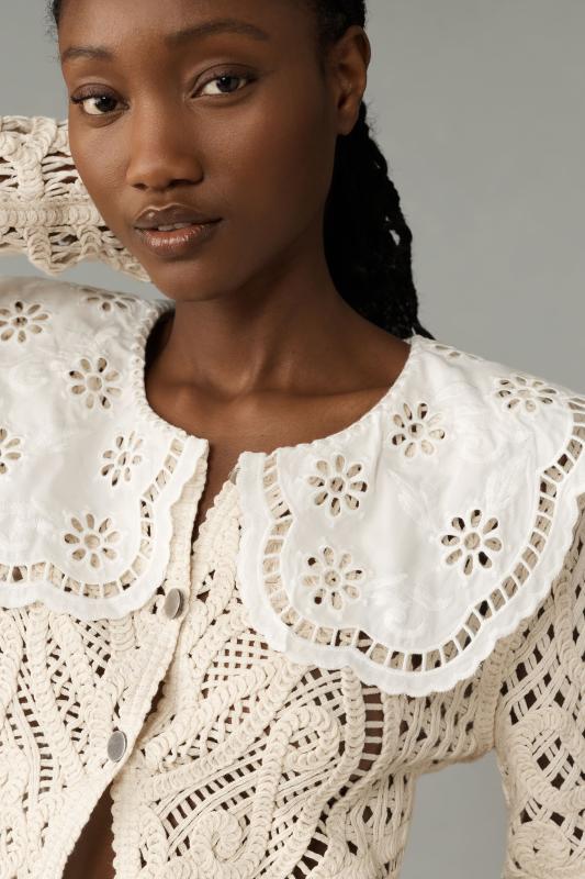 Dolan 레이스 칼라 크로셰 재킷 앤트로폴로지 한국 공식 스토어 유니크한 여성 패션 및 라이프스타일 편집샵 200개이상의 프리미엄 브랜드 여성 의류 액세서리