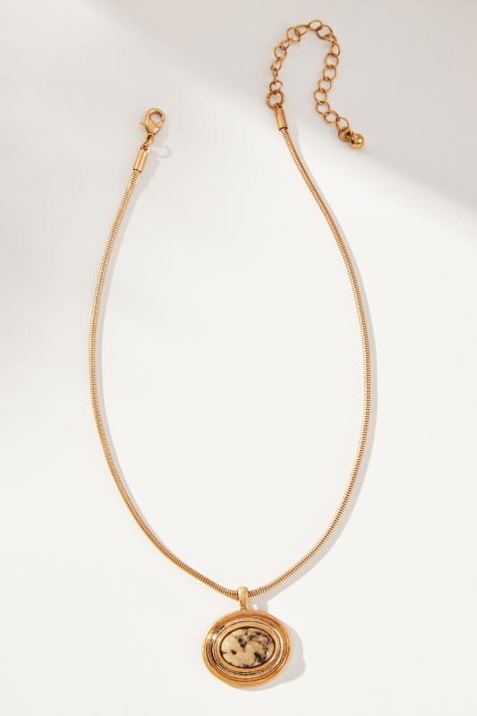 웨스턴 스톤 펜던트 목걸이 앤트로폴로지 한국 공식 스토어 유니크한 여성 패션 및 라이프스타일 편집샵 200개이상의 프리미엄 브랜드 여성 의류 액세서리 홈