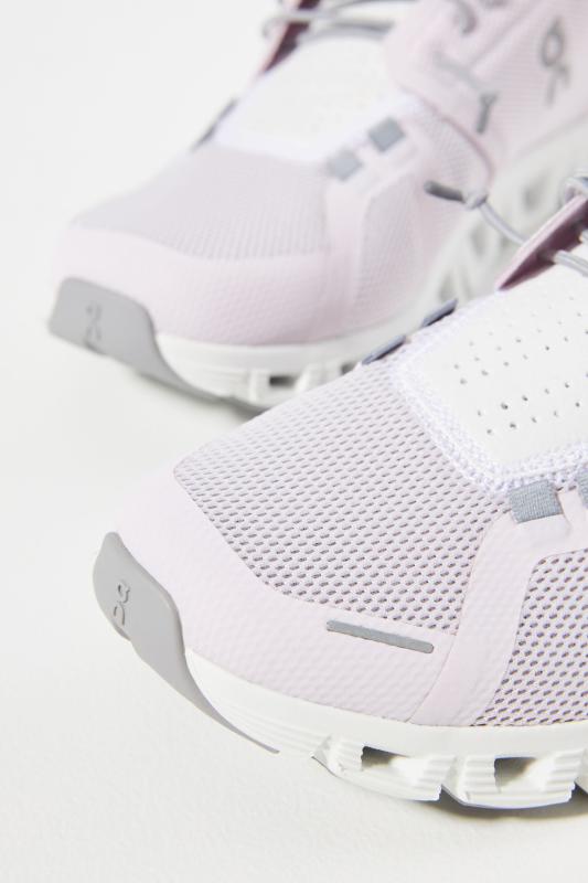 온클라우드 5 스니커즈 앤트로폴로지 한국 공식 스토어 유니크한 여성 패션 및 라이프스타일 편집샵 200개이상의 프리미엄 브랜드 여성 의류 액세서리 홈 인테리어