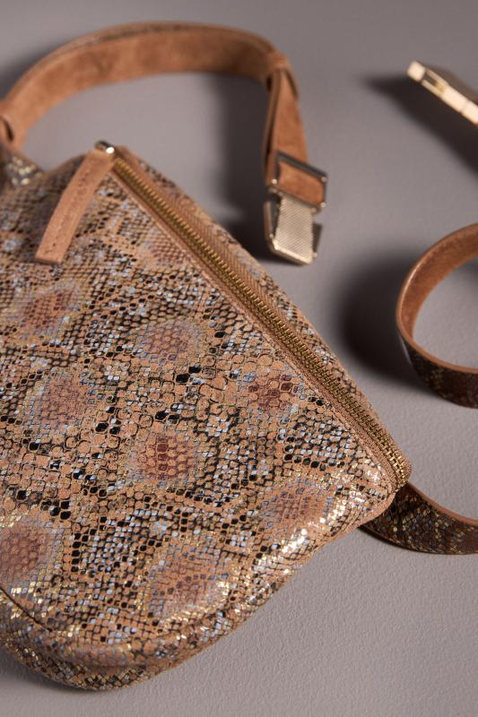 Llani 스네이크 슬링백 앤트로폴로지 한국 공식 스토어 유니크한 여성 패션 및 라이프스타일 편집샵 200개이상의 프리미엄 브랜드 여성 의류 액세서리 홈