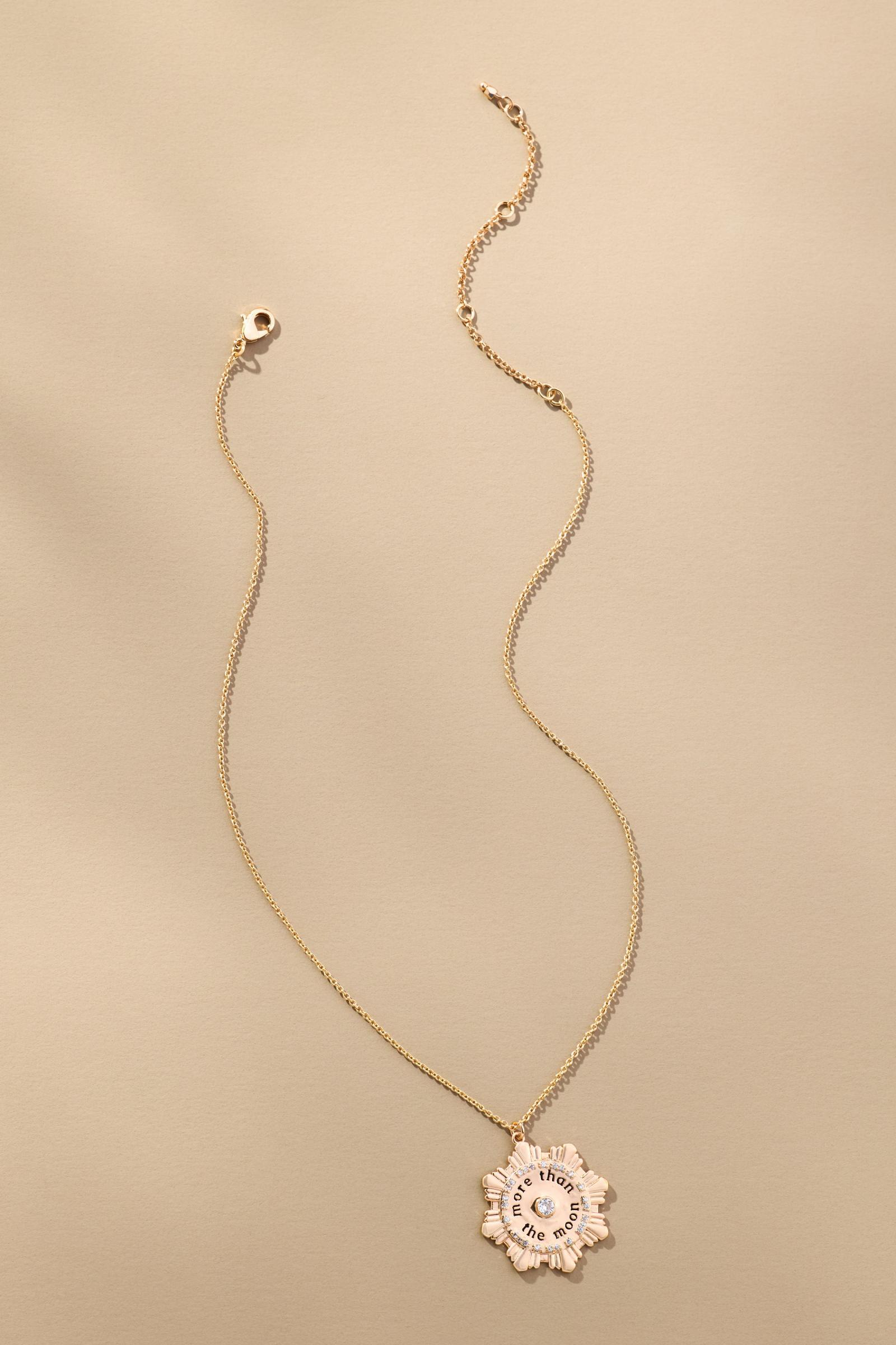 크루브드 선 펜던트 목걸이 앤트로폴로지 한국 공식 스토어 유니크한 여성 패션 및 라이프스타일 편집샵 200개이상의 프리미엄 브랜드 여성 의류 액세서리 홈