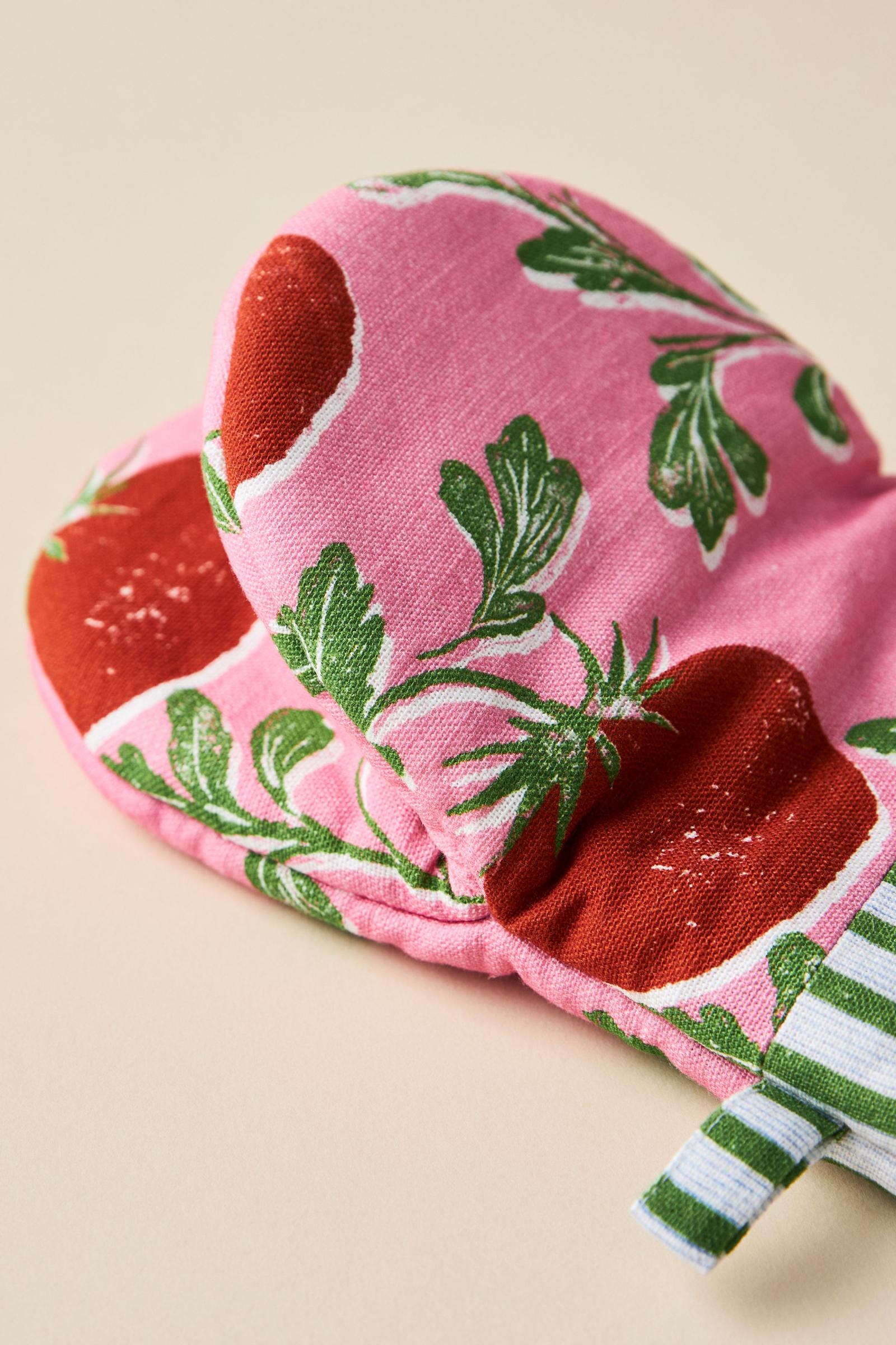 Luca Block Print Oven Mitt | Anthropologie Japan - Women's Clothing ...