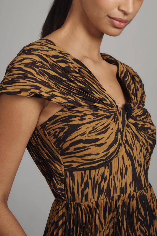 세일러 울라 프린트 맥시 드레스 앤트로폴로지 한국 공식 스토어 유니크한 여성 패션 및 라이프스타일 편집샵 200개이상의 프리미엄 브랜드 여성 의류 액세서리 홈