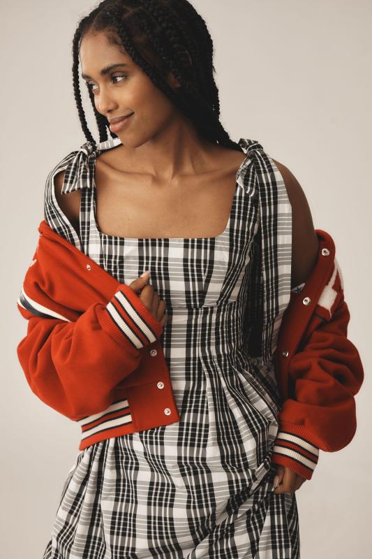 메이브 스퀘어넥 타이스트랩 미디드레스 앤트로폴로지 한국 공식 스토어 유니크한 여성 패션 및 라이프스타일 편집샵 200개이상의 프리미엄 브랜드 여성 의류 액세서리