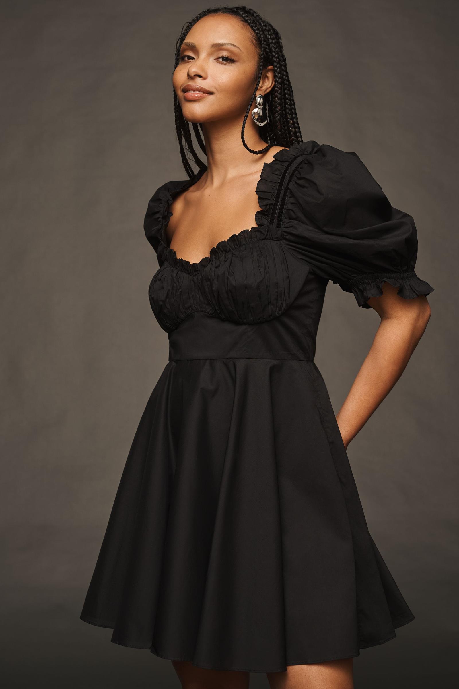 셀키 플러스 퍼프 슬리브 미니 드레스 앤트로폴로지 한국 공식 스토어 유니크한 여성 패션 및 라이프스타일 편집샵 200개이상의 프리미엄 브랜드 여성 의류 액세서리