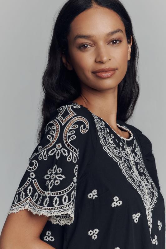 메이브 반팔 장식 코튼 레이스 미니 드레스 앤트로폴로지 한국 공식 스토어 유니크한 여성 패션 및 라이프스타일 편집샵 200개이상의 프리미엄 브랜드 여성 의류