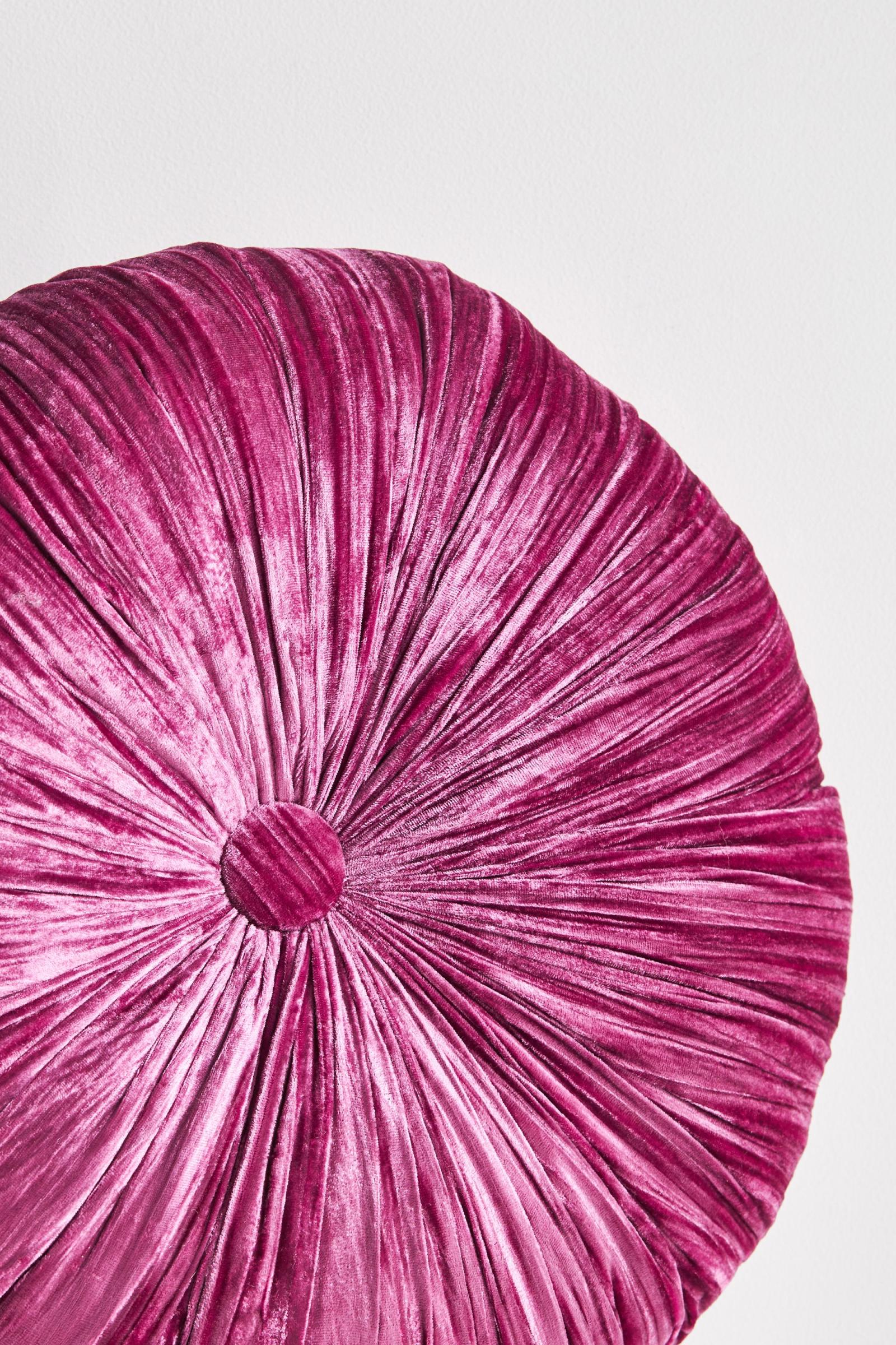 Cecily Velvet Pillow | Anthropologie Mexico - Women's Clothing ...