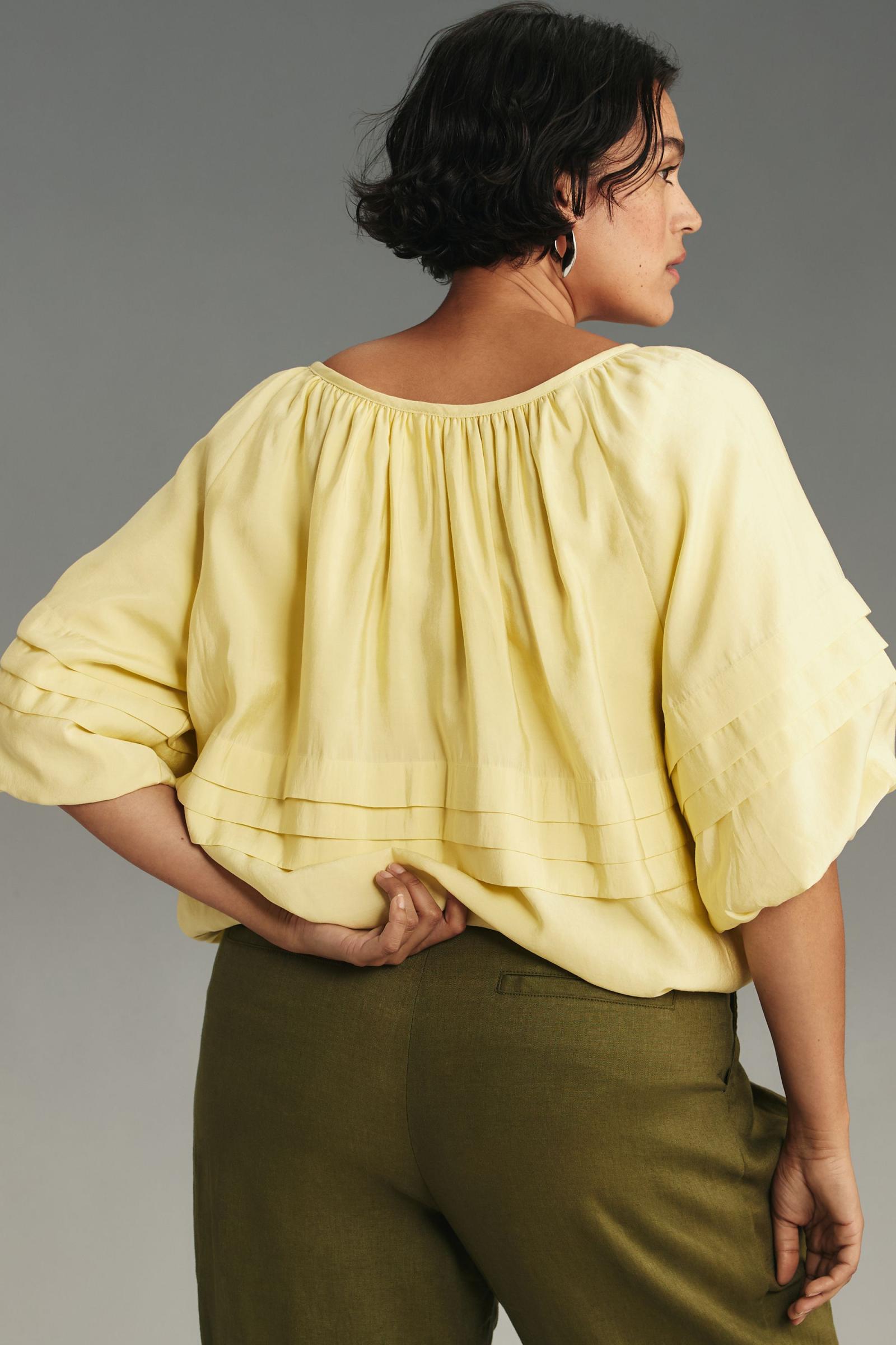 Maeve 반소매 버블 티어드 탑 앤트로폴로지 한국 공식 스토어 유니크한 여성 패션 및 라이프스타일 편집샵 200개이상의 프리미엄 브랜드 여성 의류 액세서리 홈