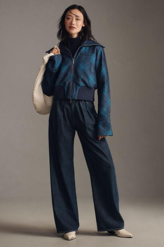 메이브 쉬런큰 봄버 재킷 앤트로폴로지 한국 공식 스토어 유니크한 여성 패션 및 라이프스타일 편집샵 200개이상의 프리미엄 브랜드 여성 의류 액세서리 홈 인테리어