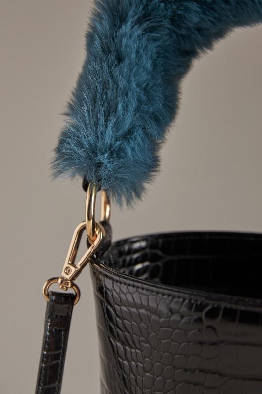 Faux-Fur Handle Croc Bucket Bag | Anthropologie Japan - Women's ...