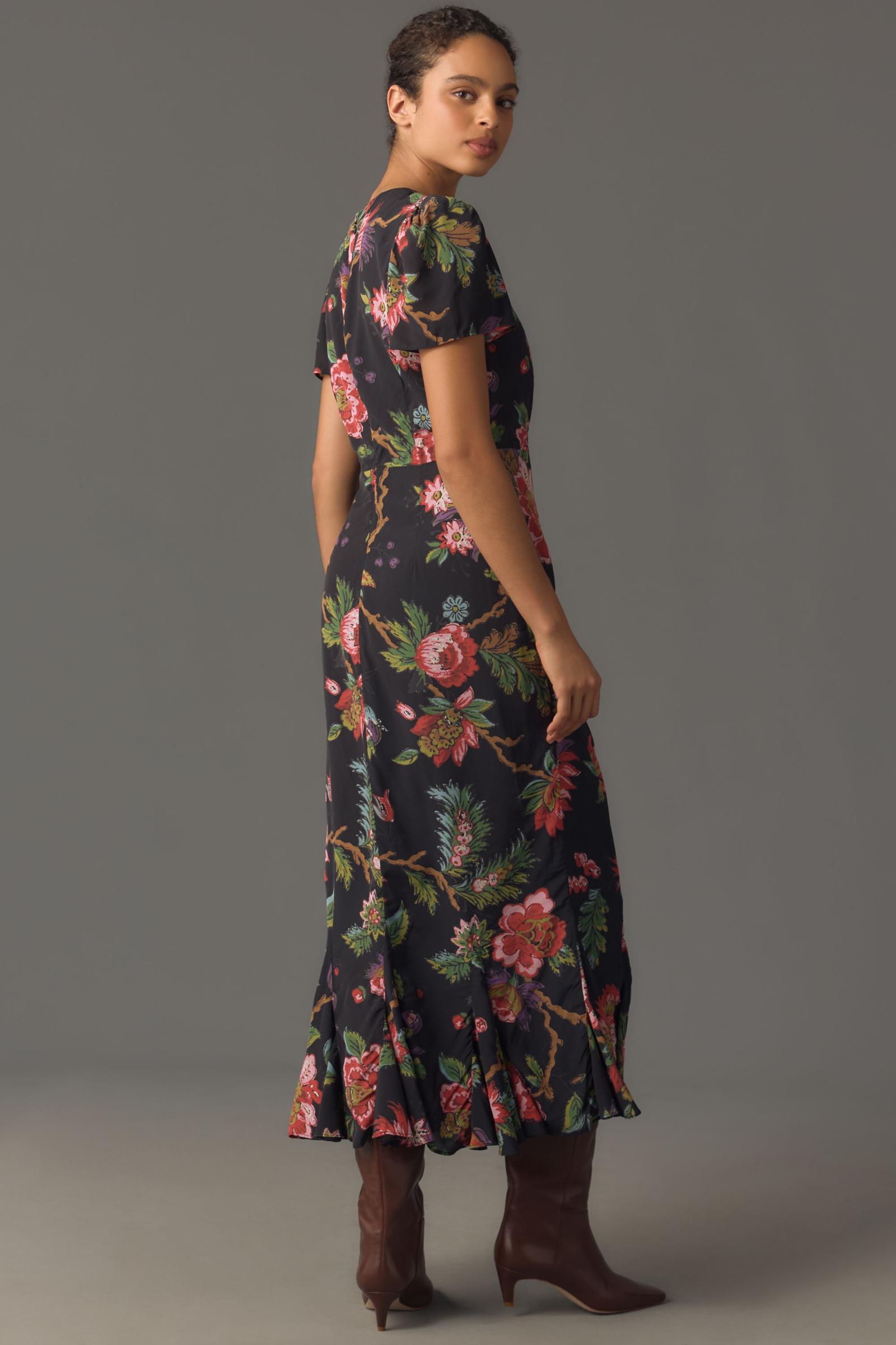 Rhode Lulani 미디 드레스 앤트로폴로지 한국 공식 스토어 유니크한 여성 패션 및 라이프스타일 편집샵 200개이상의 프리미엄 브랜드 여성 의류 액세서리