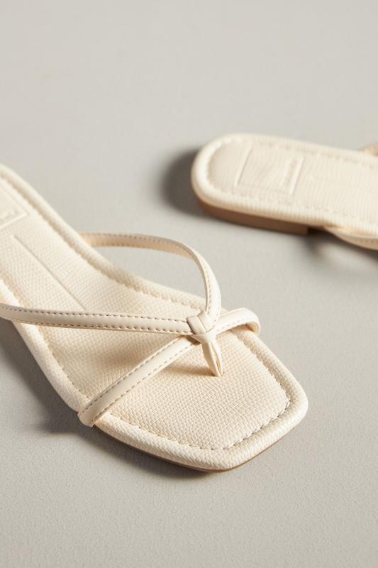 돌체비타루카 끈 샌들 앤트로폴로지 한국 공식 스토어 유니크한 여성 패션 및 라이프스타일 편집샵 200개이상의 프리미엄 브랜드 여성 의류 액세서리 홈 인테리어