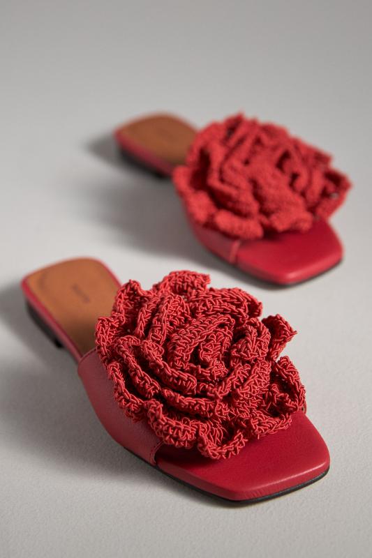 메이브 크로셰 플라워 슬라이드 샌들 앤트로폴로지 한국 공식 스토어 유니크한 여성 패션 및 라이프스타일 편집샵 200개이상의 프리미엄 브랜드 여성 의류 액세서리