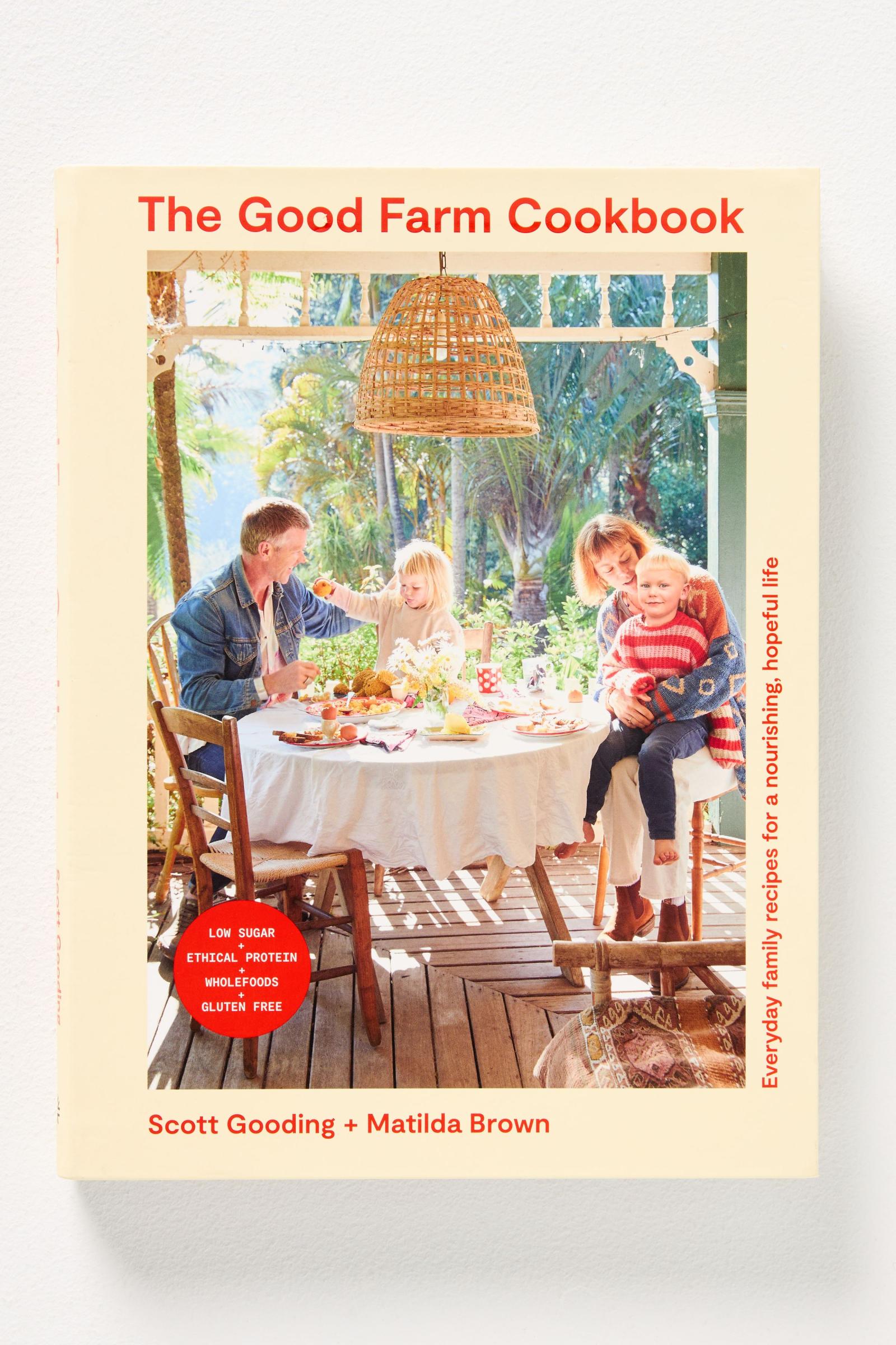 좋은 농장 요리책 앤트로폴로지 한국 공식 스토어 유니크한 여성 패션 및 라이프스타일 편집샵 200개이상의 프리미엄 브랜드 여성 의류 액세서리 홈 인테리어 키친