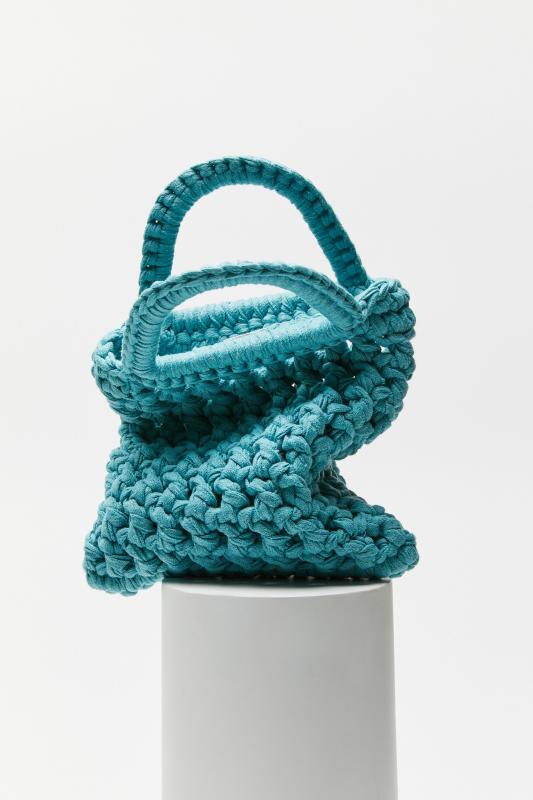 Binge Knitting Capri Beach Mini Tote Bag | Urban Outfitters 日本