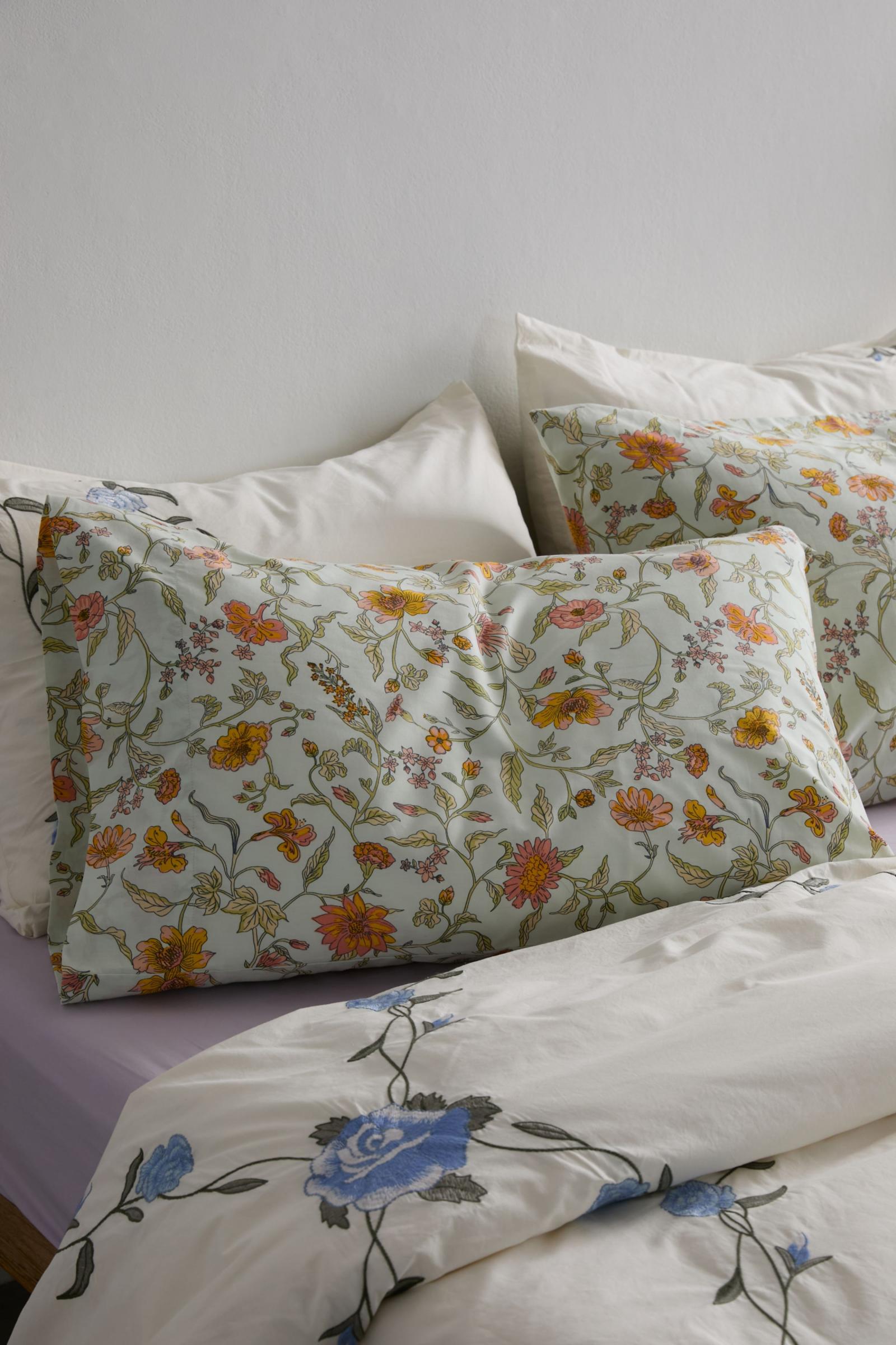 Ella Vine Floral Pillowcase Set | Urban Outfitters Singapore - Clothing ...