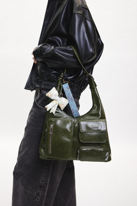 SILFEN 노라 가죽 호보 백 | 어반 아웃피터스 한국 공식 스토어 : 라이프스타일 편집샵. 여성 의류, 남성 의류, 홈 ...