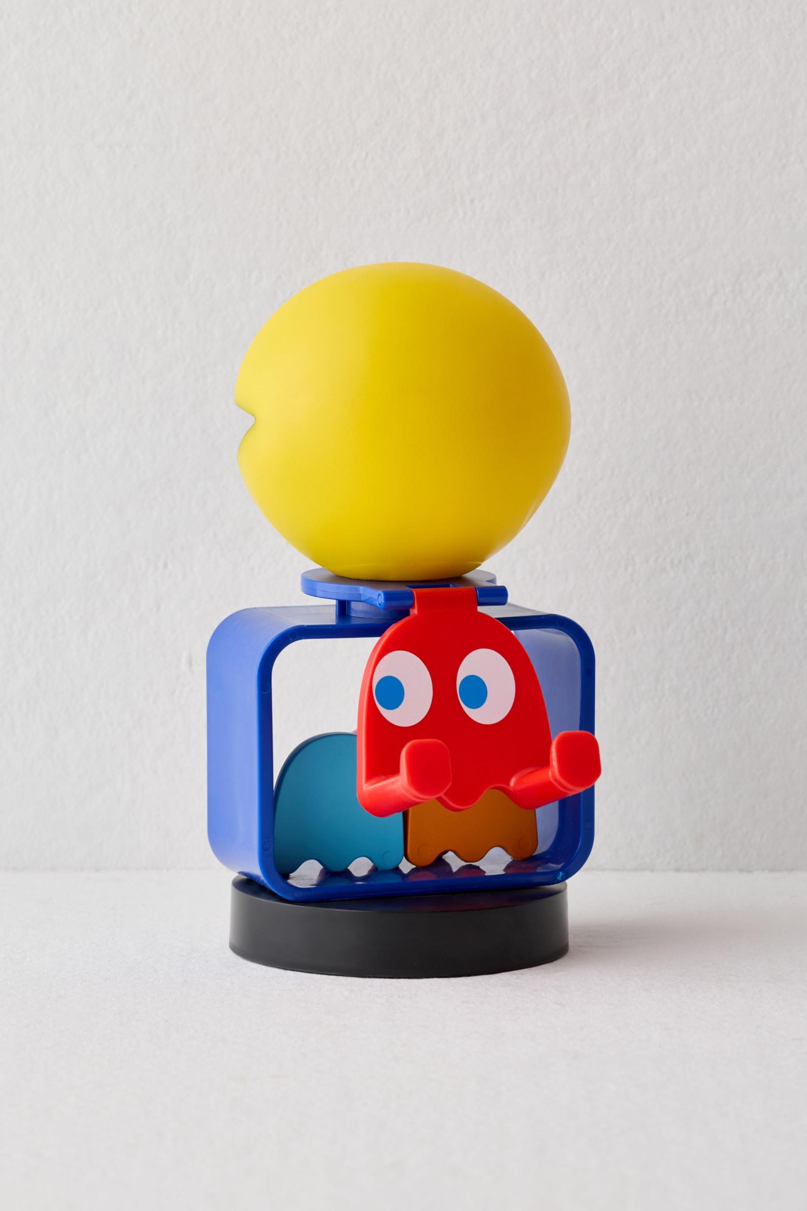 Pac-Man Cable Guy Controller Holder | Urban Outfitters Korea - Clothing ...