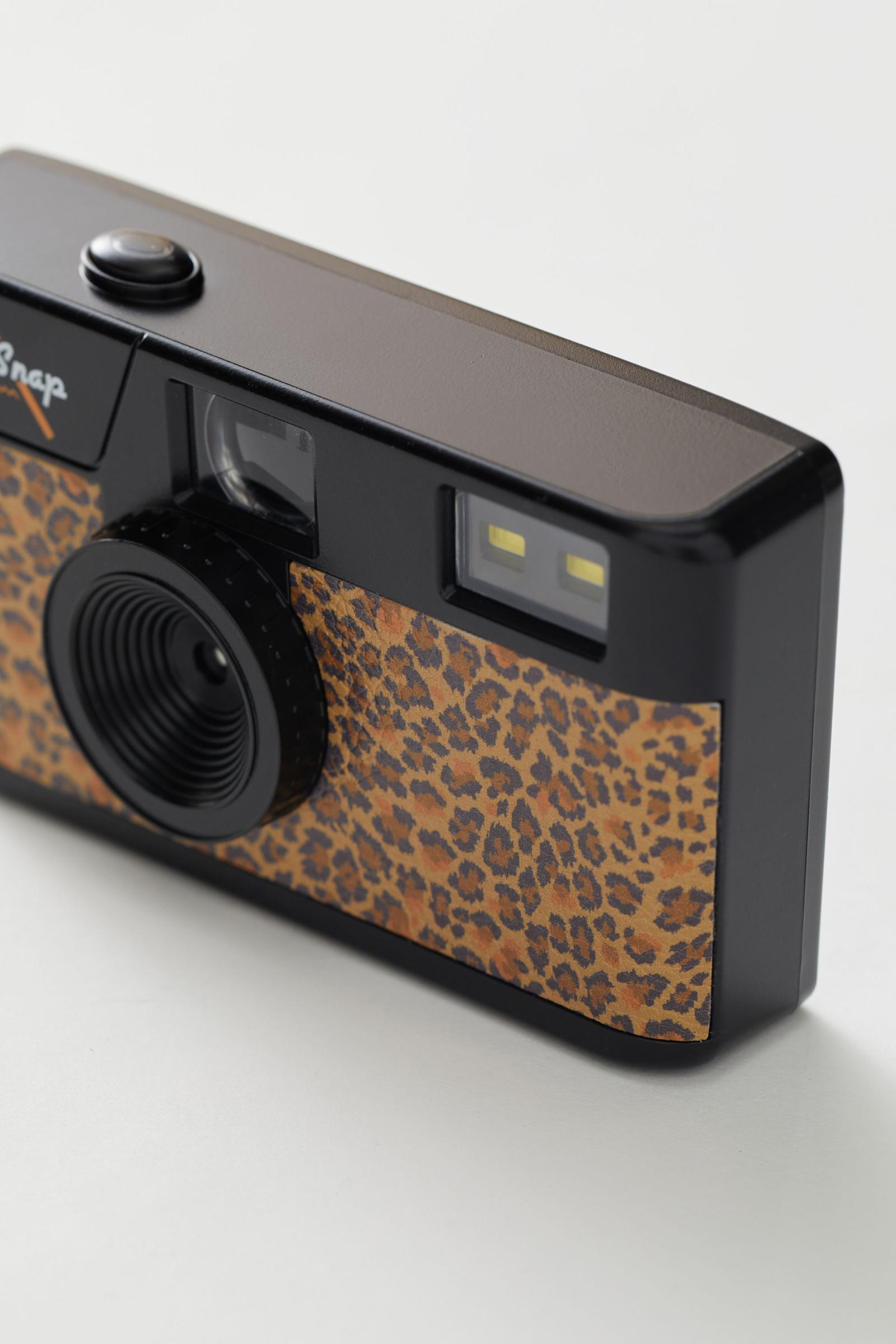 Camp Snap UO Exclusive Screen-Free Digital Camera | Urban Outfitters ...