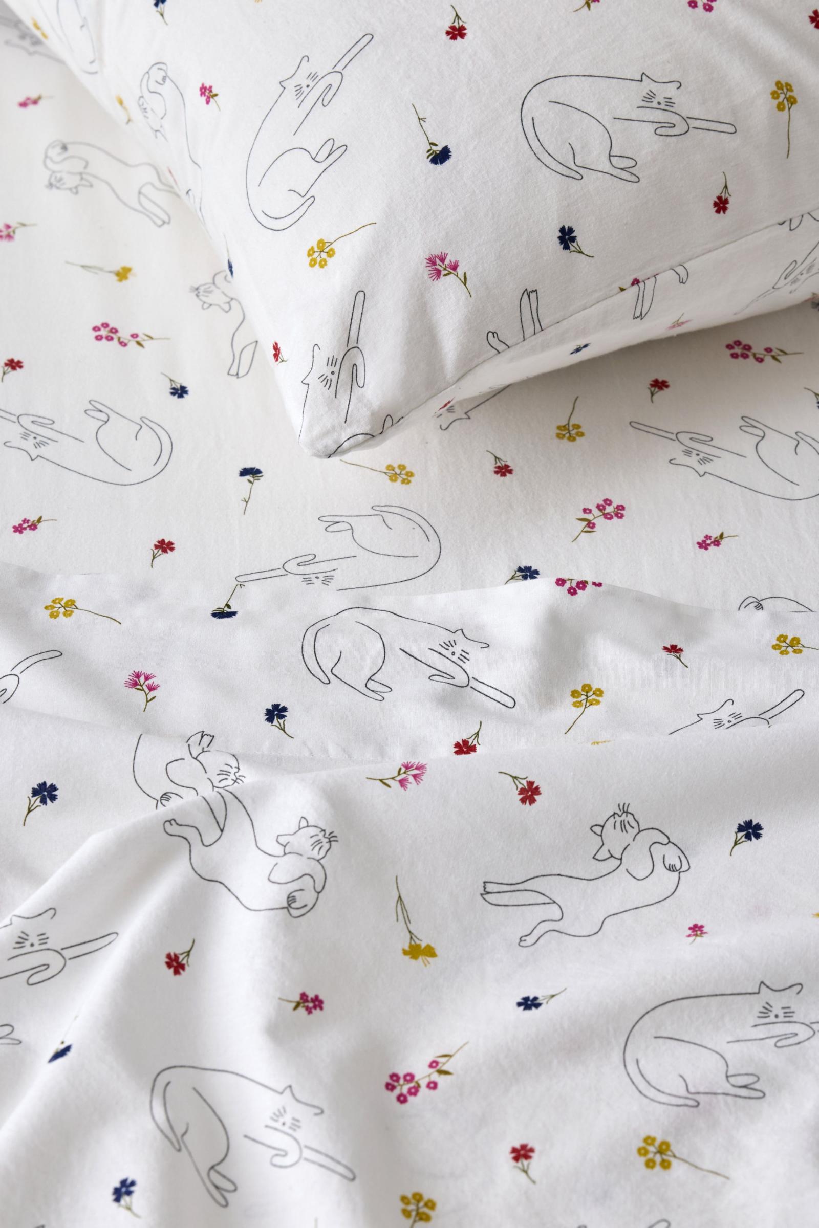Sleepy Cats Core Sheet Set | Urban Outfitters Japan - Clothing, Music ...