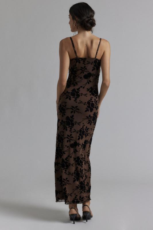 Motel Darish Velvet Floral Mesh Maxi Dress | Urban Outfitters Japan ...