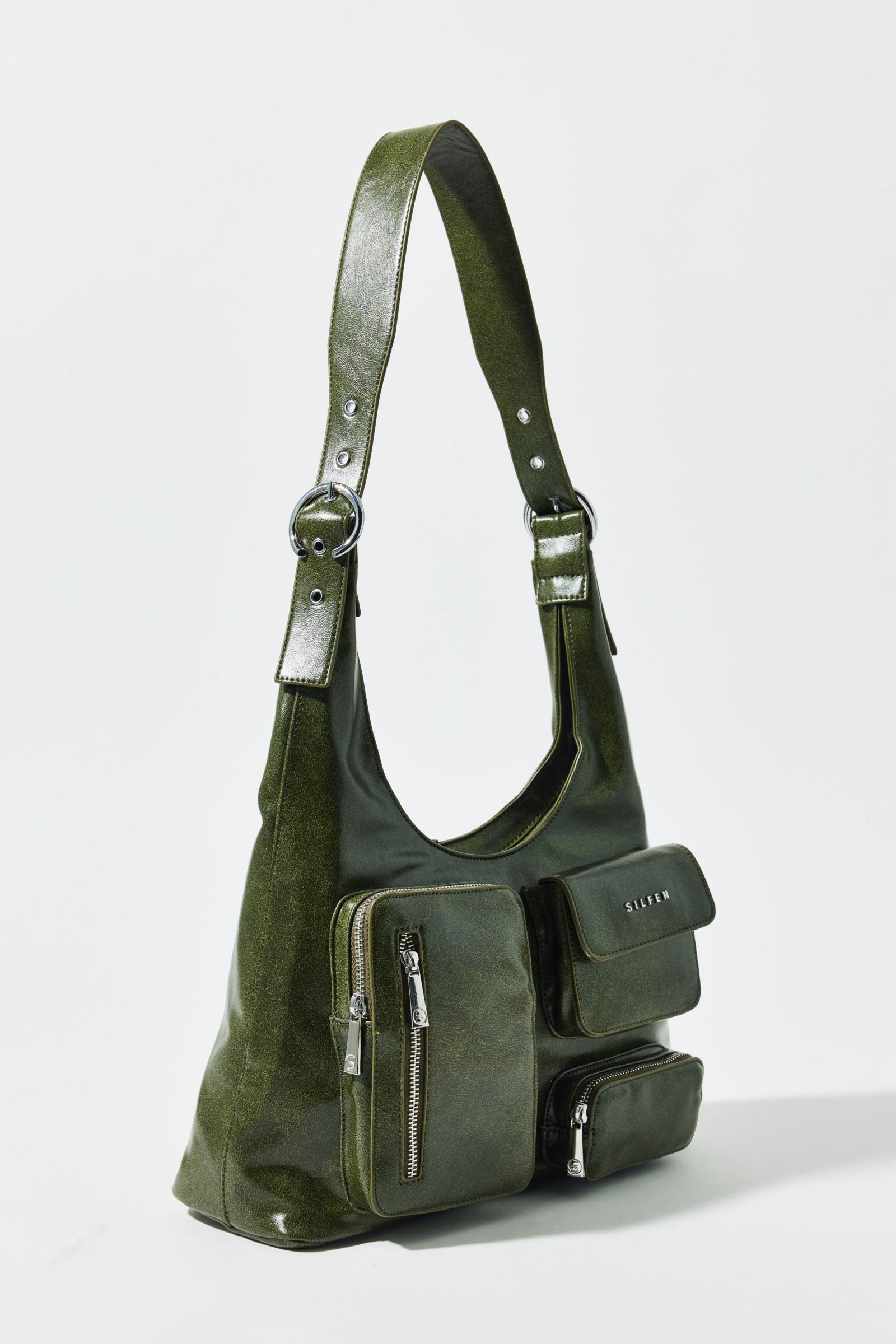 SILFEN Nora Bolso hobo de piel sintética | Urban Outfitters México ...