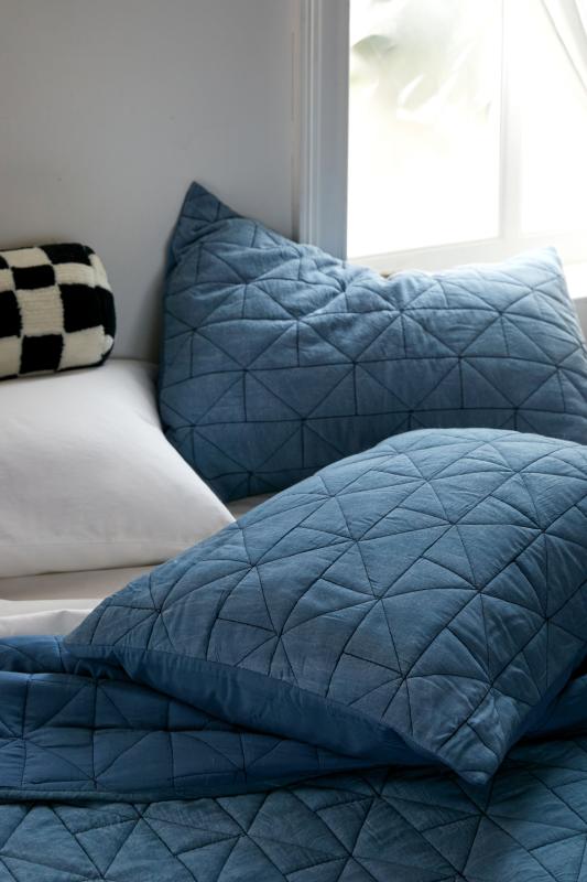 Jamie Silky Sham Set | Urban Outfitters Hong Kong - Clothing, Music ...