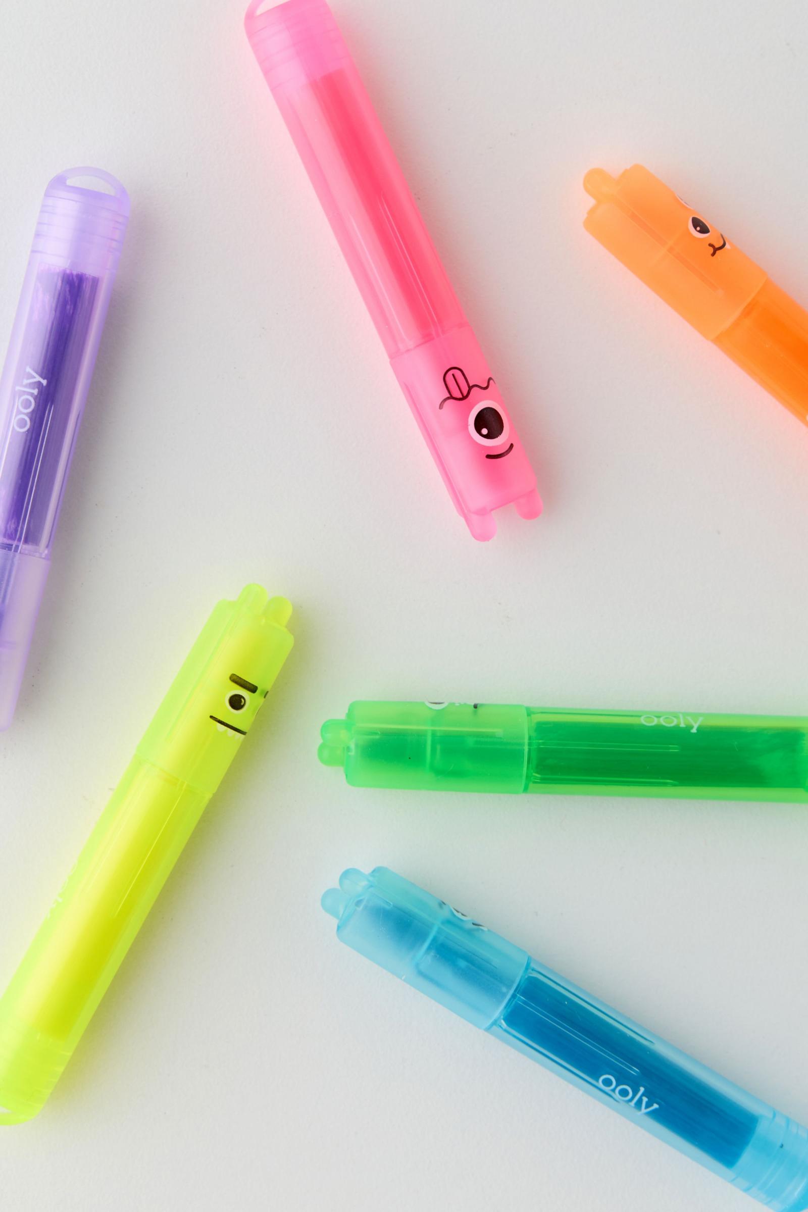 OOLY Mini Monster Scented Highlighter Set | Urban Outfitters Japan ...