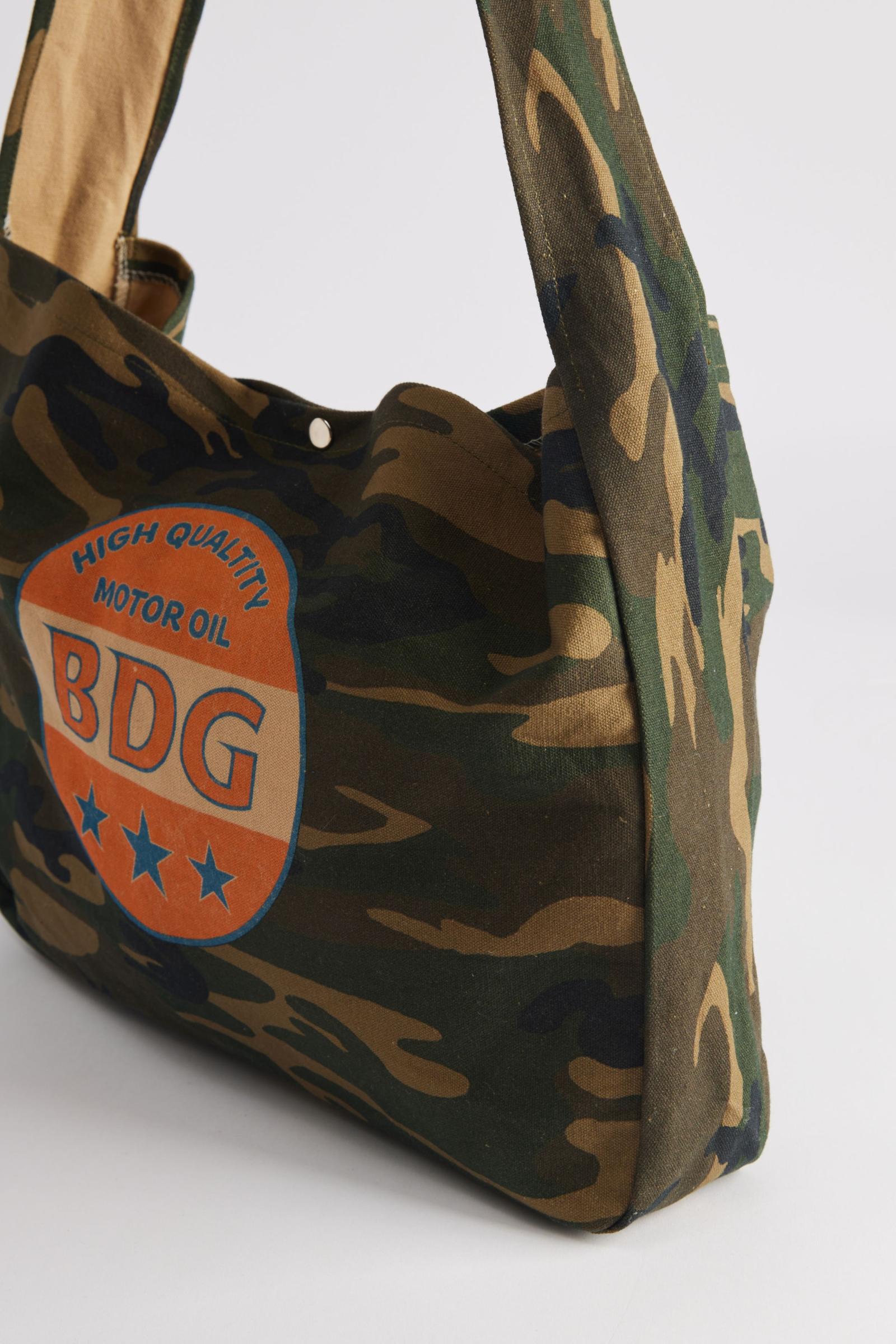 BDG Graphic Print Sling Tote Bag | Urban Outfitters Japan - Clothing ...