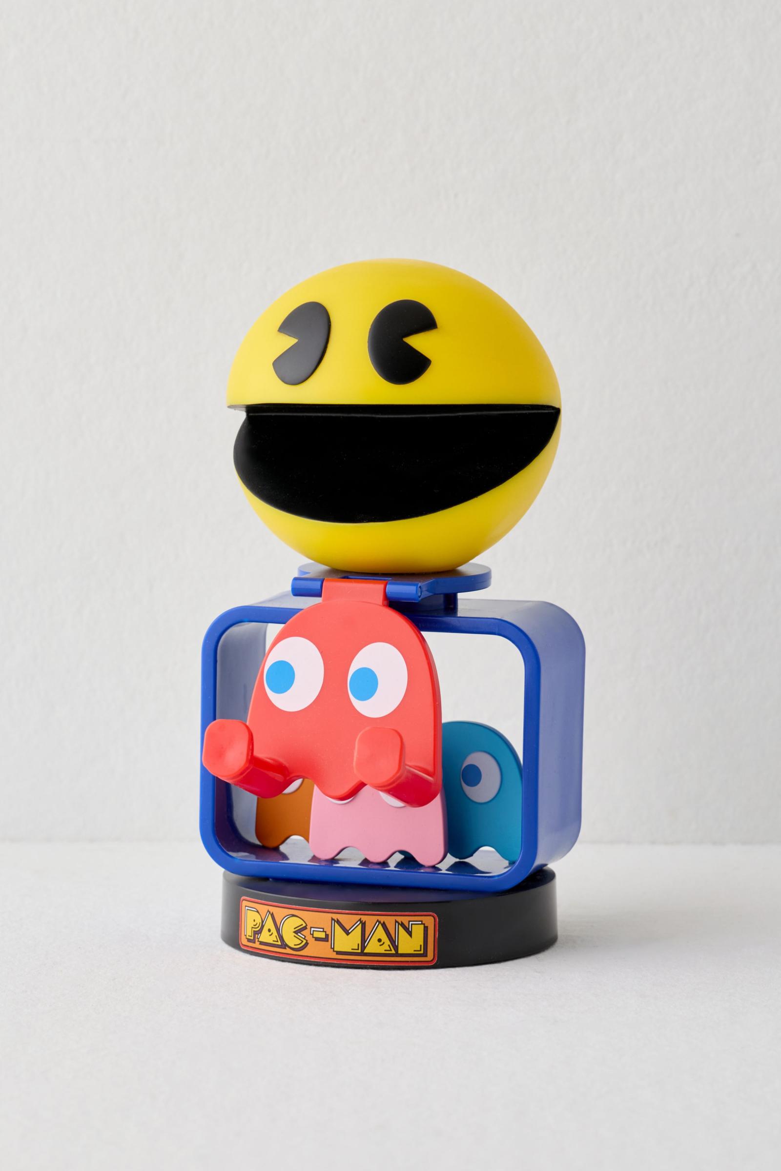 Pac-Man Cable Guy Controller Holder | Urban Outfitters Korea - Clothing ...