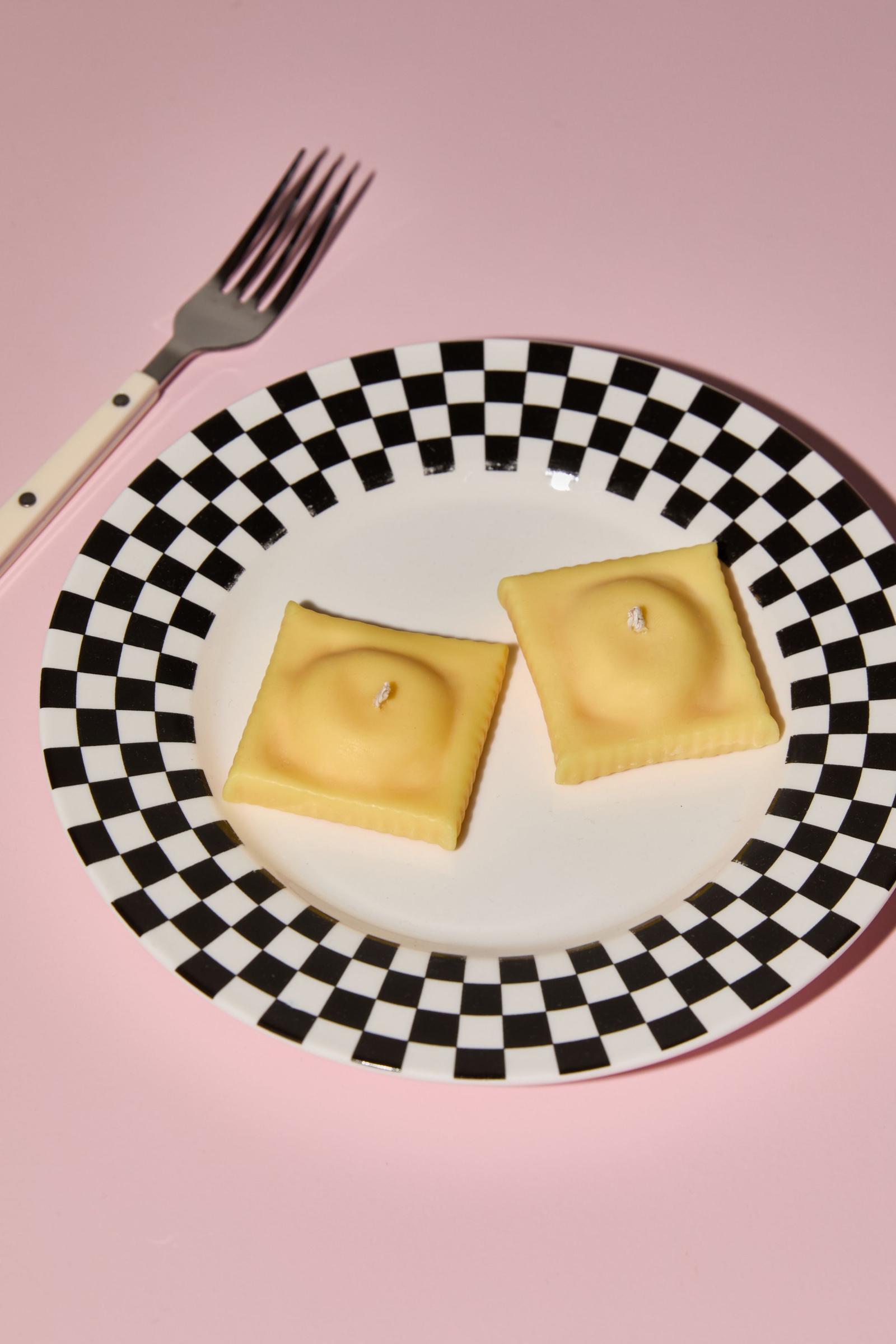 Nata Concept Store Ravioli Duo Shaped Candle Set | Urban Outfitters ...