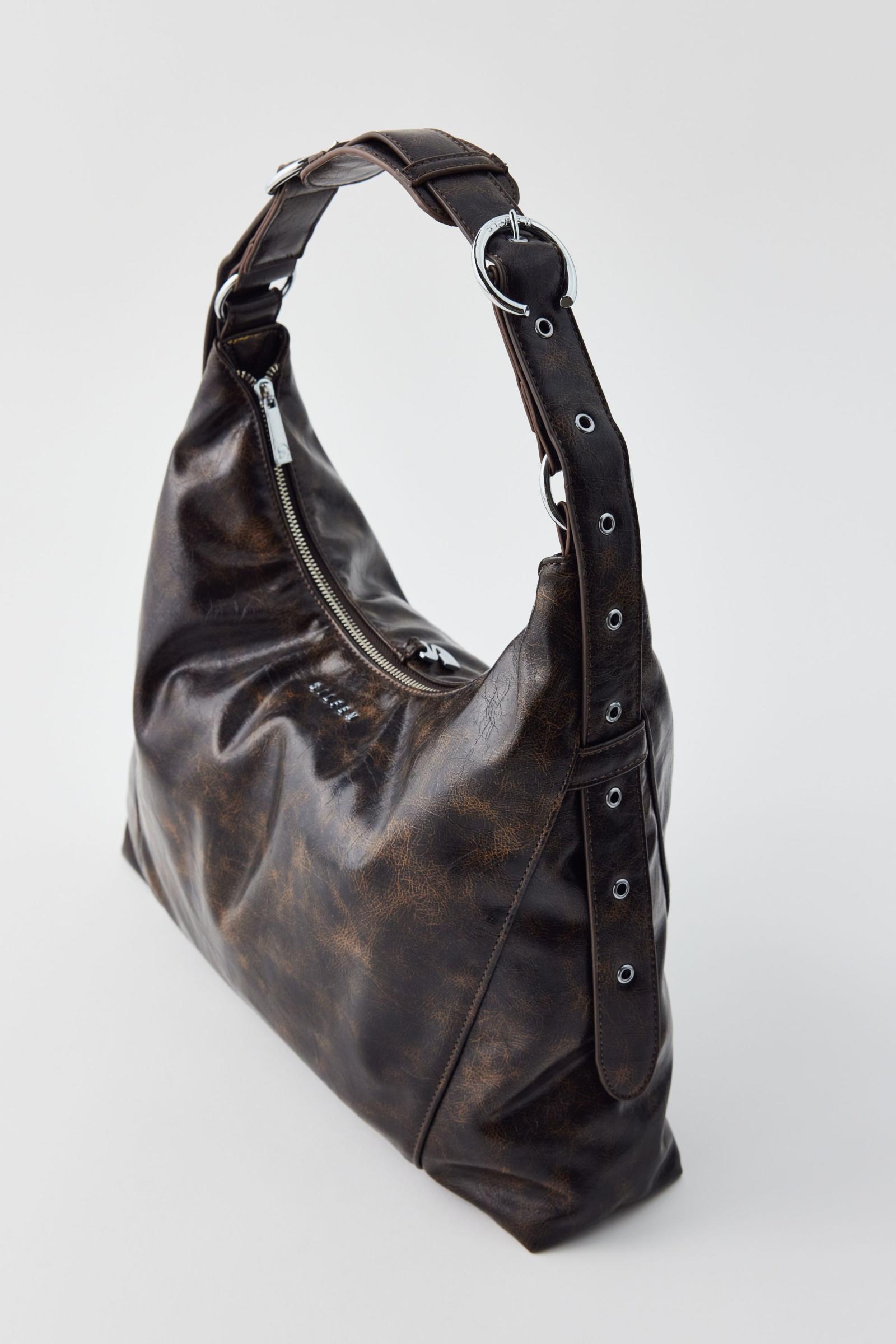 SILFEN Ellie Hobo Bag | Urban Outfitters Korea - Clothing, Music, Home ...
