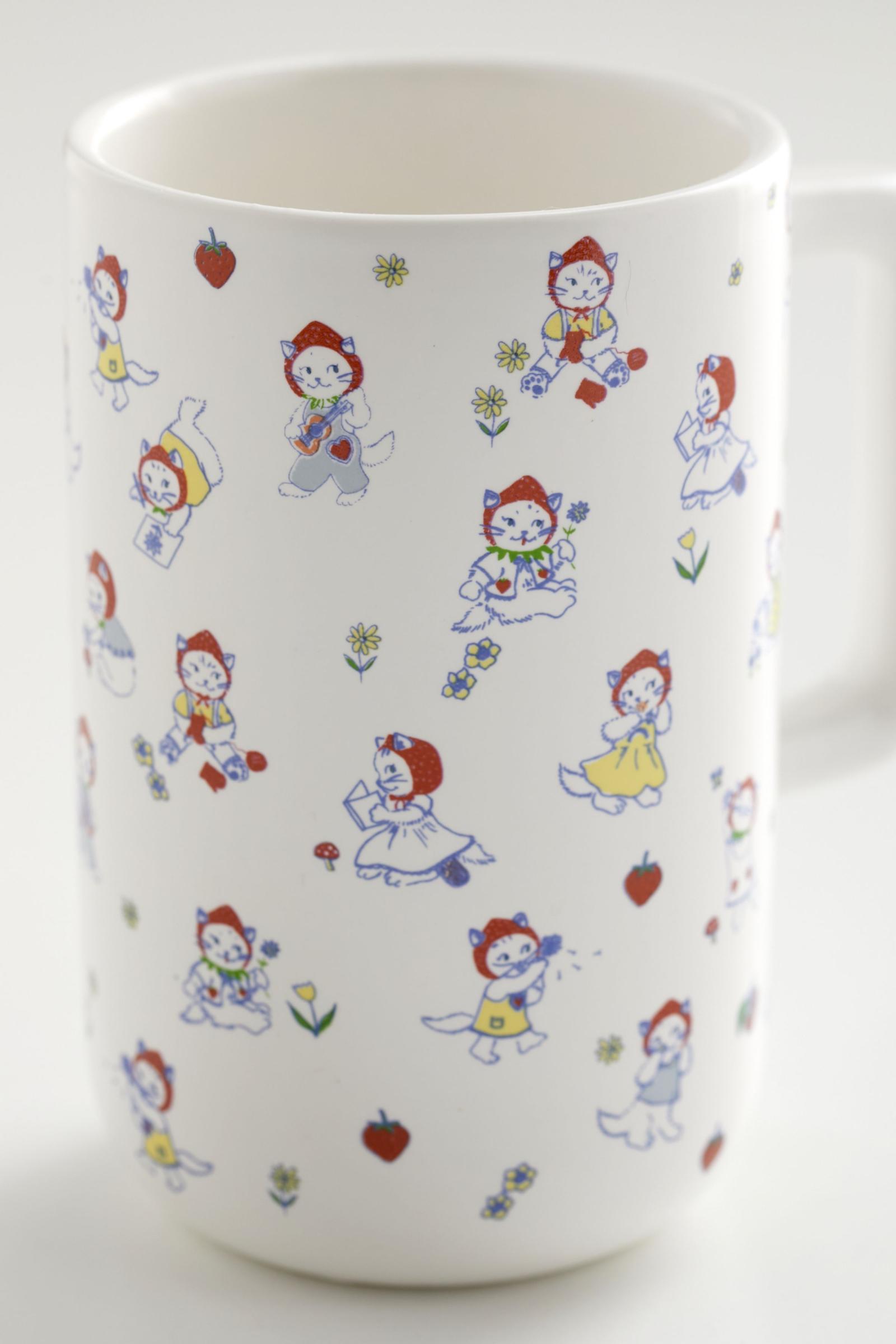 Frankie Graphic Mug | Urban Outfitters Australia - Clothing, Music ...