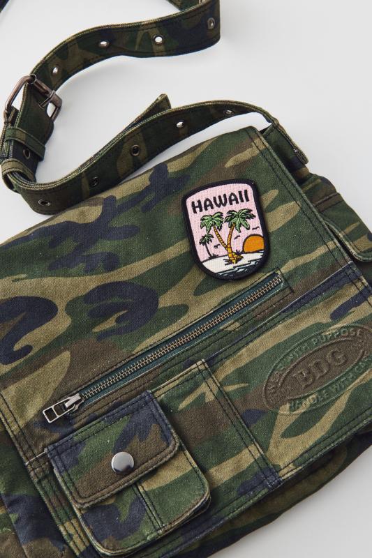 Oxford Pennant Hawaii Patch | Urban Outfitters Japan - Clothing, Music, Home & Accessories