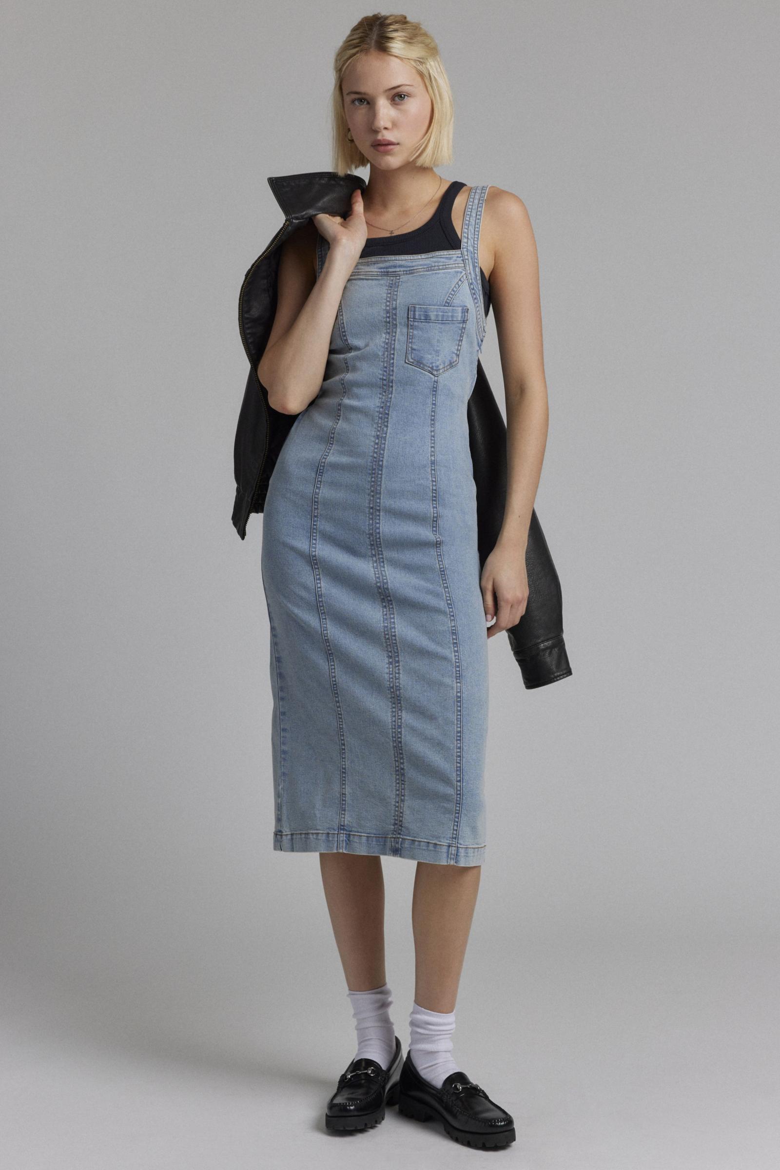 BDG Finley Square Neck Denim Midi Dress | Urban Outfitters Singapore ...