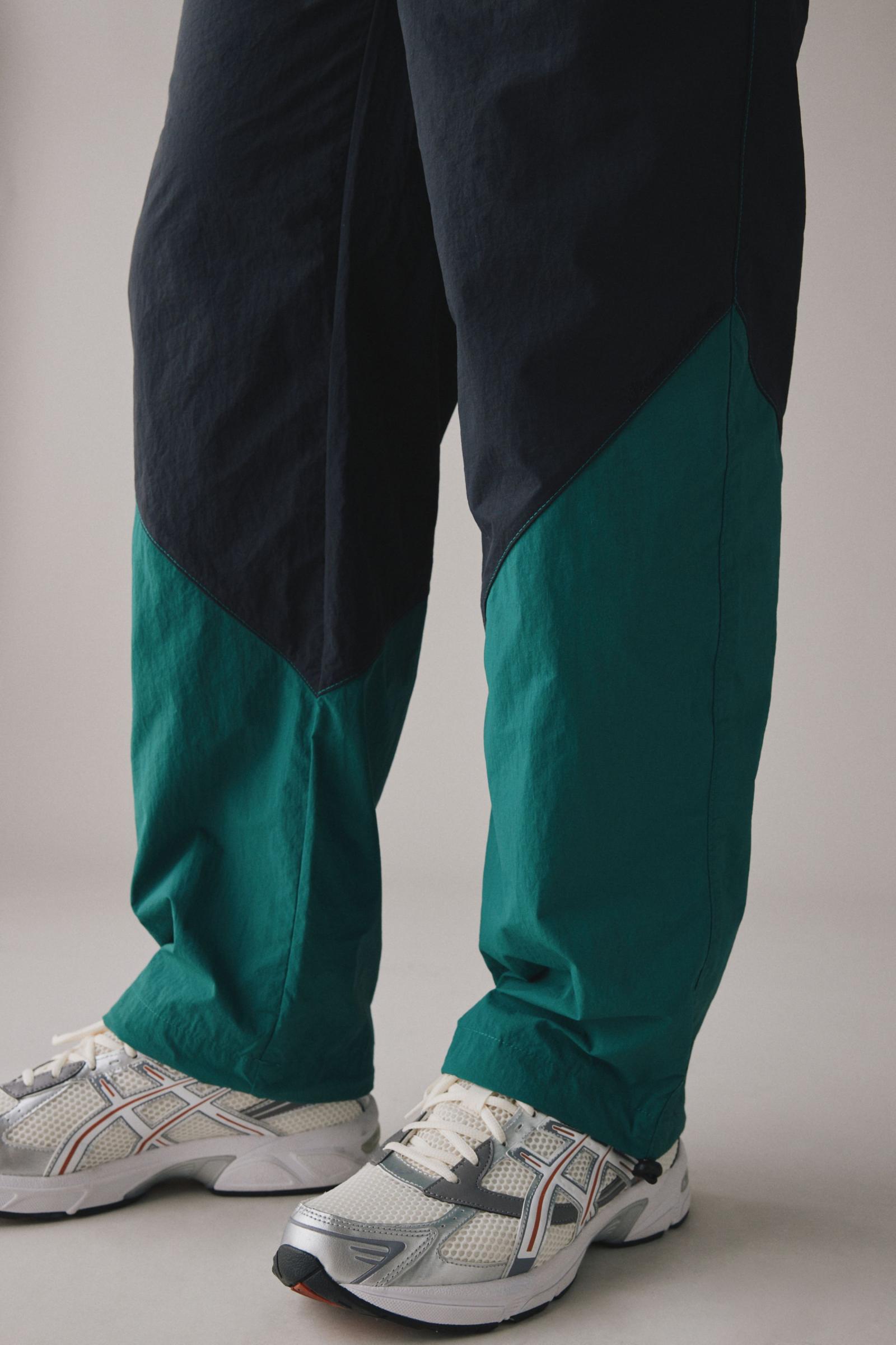 Standard Cloth Stadium Nylon Track Pant | Urban Outfitters Hong Kong ...