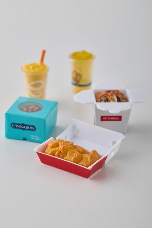 Mini Brands Foodie Surprise Ball | Urban Outfitters Korea - Clothing ...