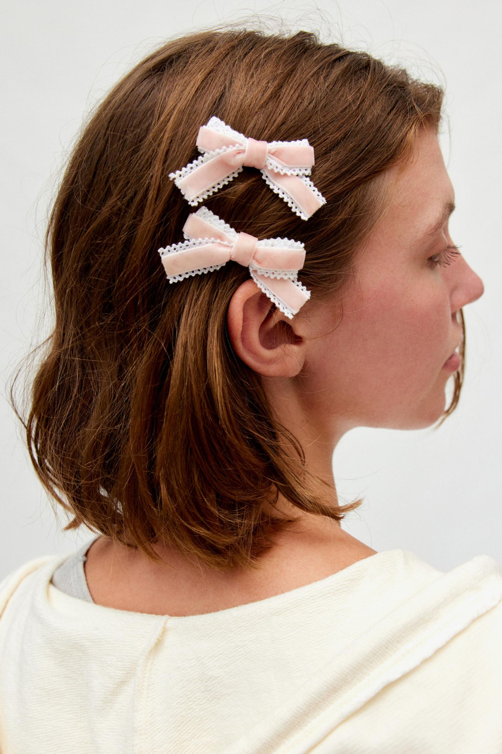 Mini Velvet Lace Hair Bow Clip Set | Urban Outfitters Korea - Clothing ...