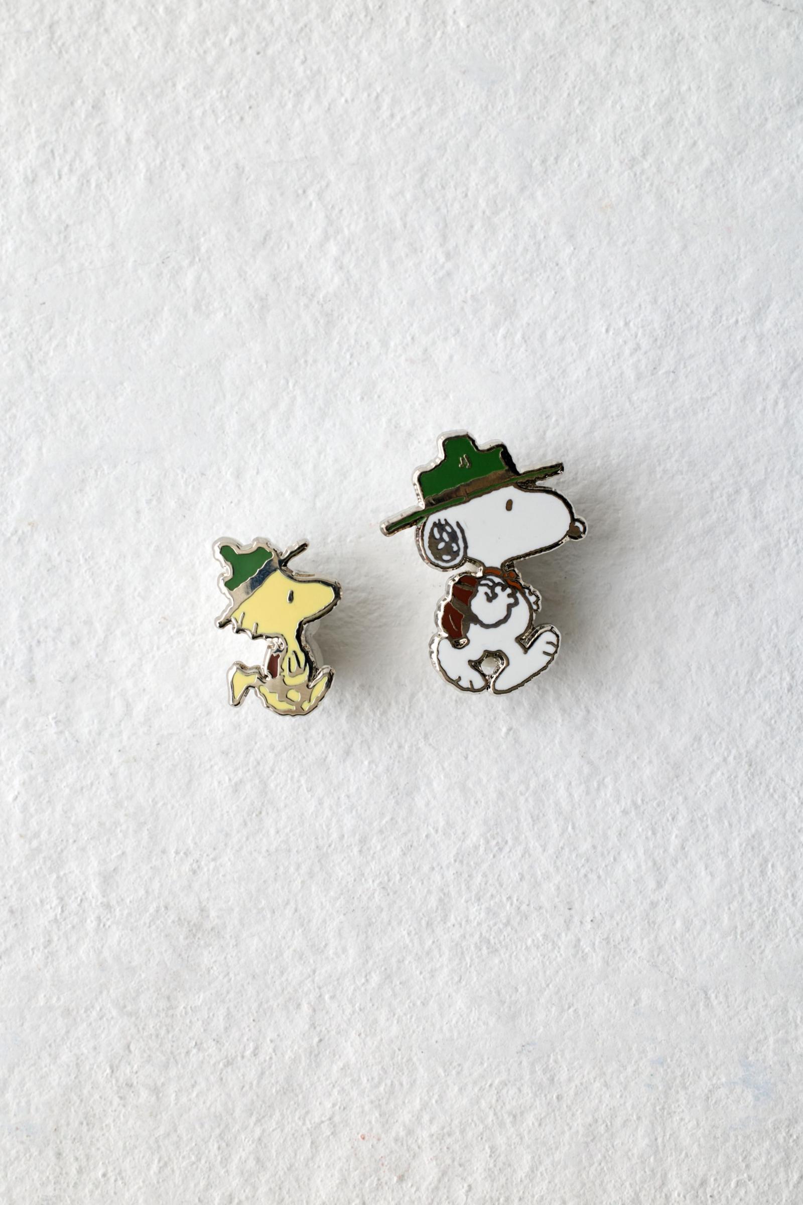 Pintrill Peanuts Snoopy & Woodstock Enamel Pin Set | Urban Outfitters ...