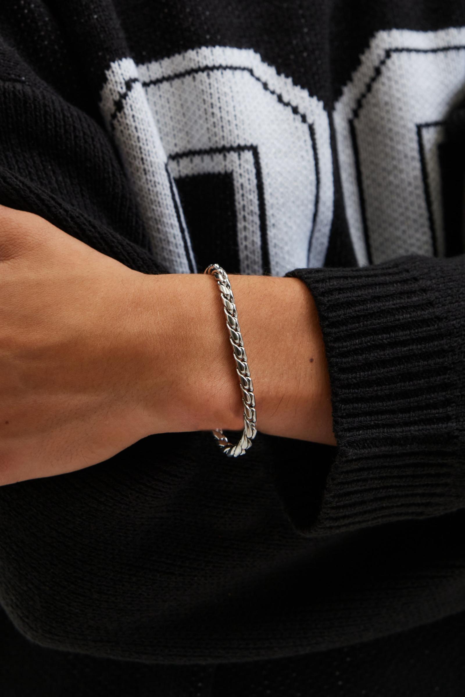Garrett Stainless Steel Chain Bracelet | Urban Outfitters Singapore ...