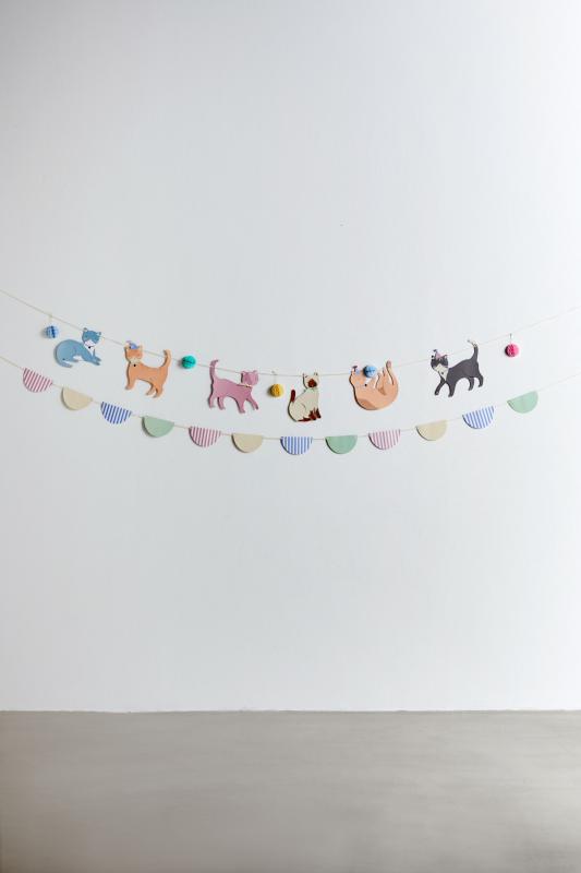 Meri Meri Kitten Garland | Urban Outfitters Australia - Clothing, Music ...