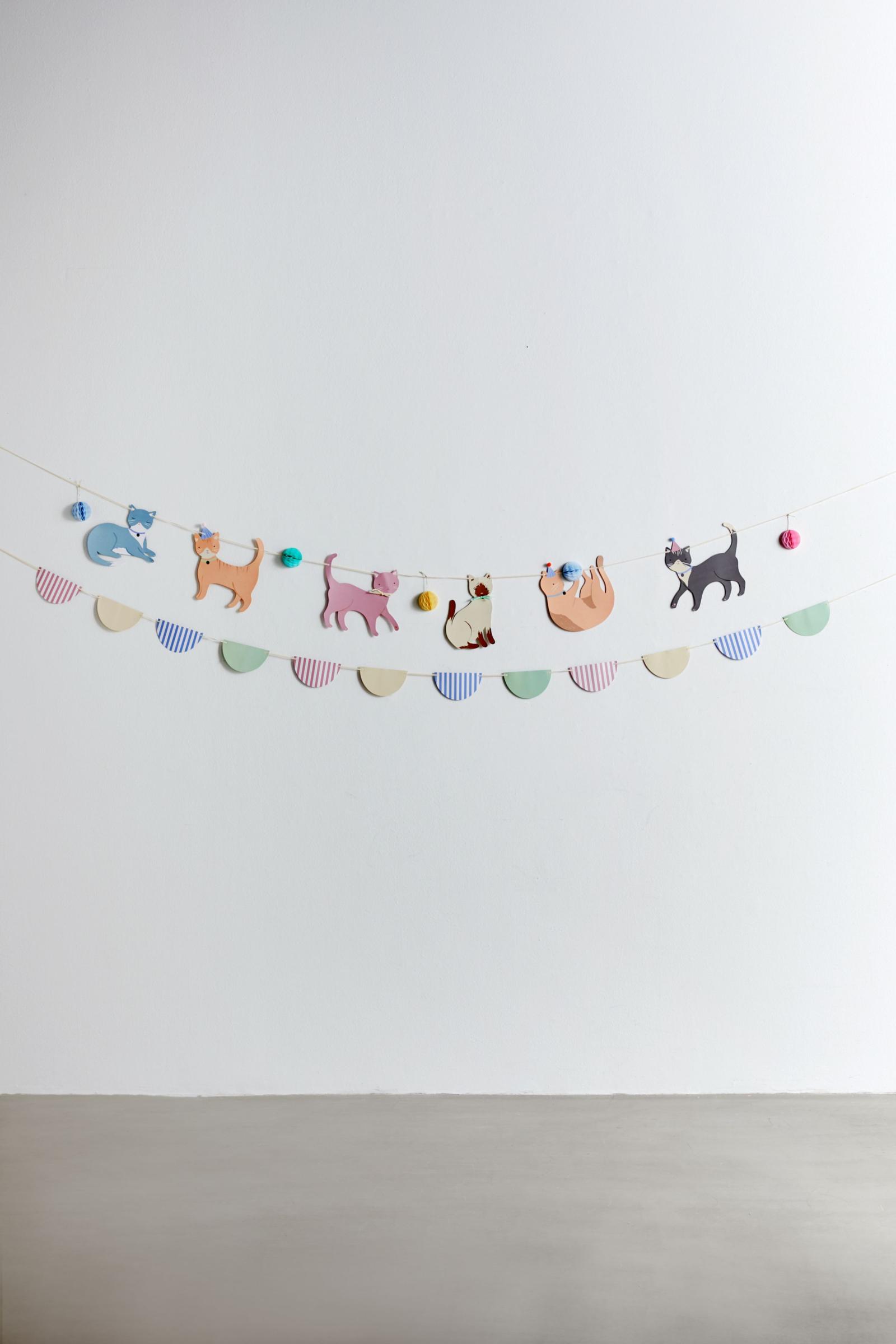 Meri Meri Kitten Garland | Urban Outfitters Australia - Clothing, Music ...