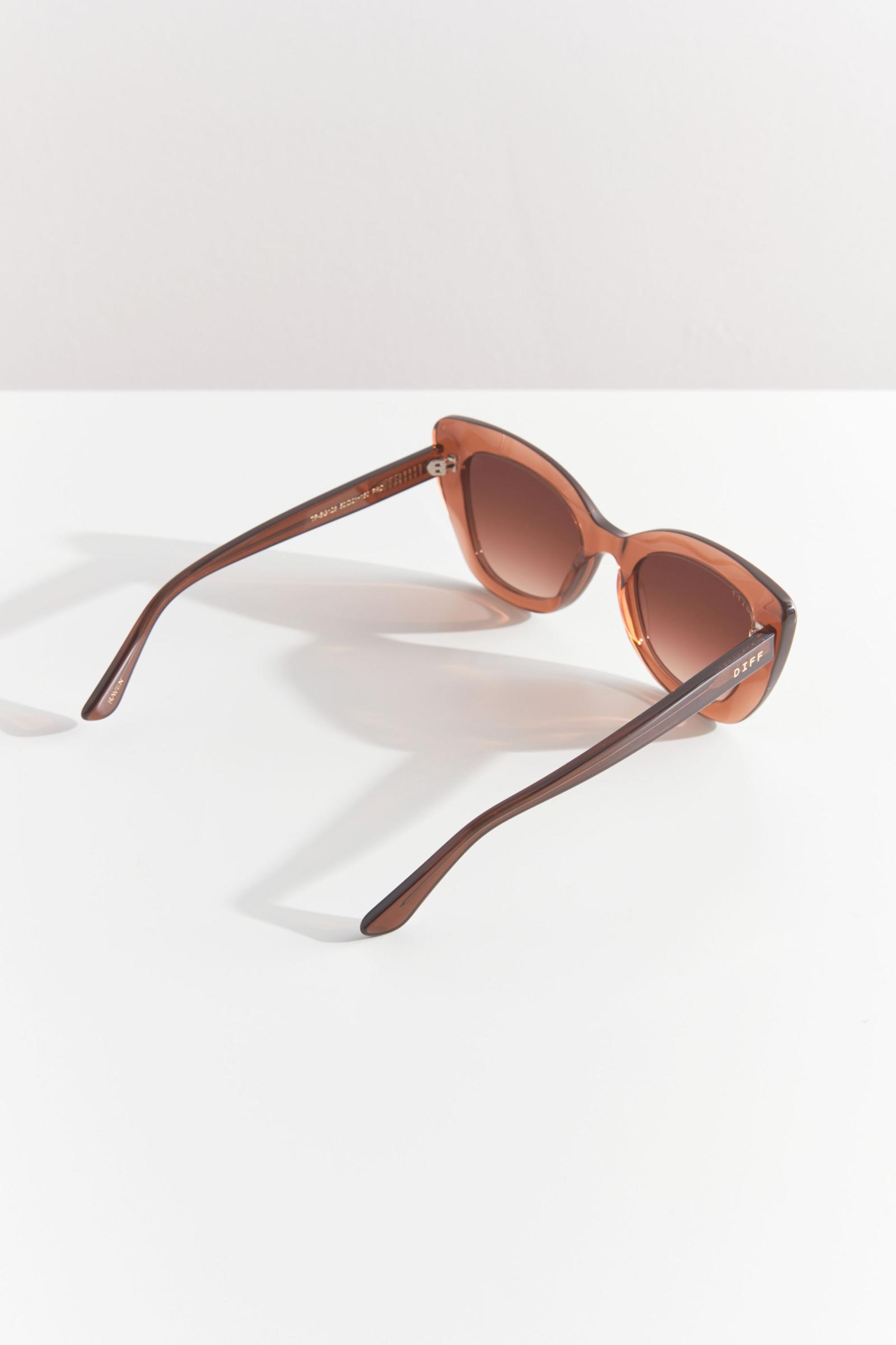 DIFF Eyewear Raven Sunglasses | Urban Outfitters Mexico - Clothing ...