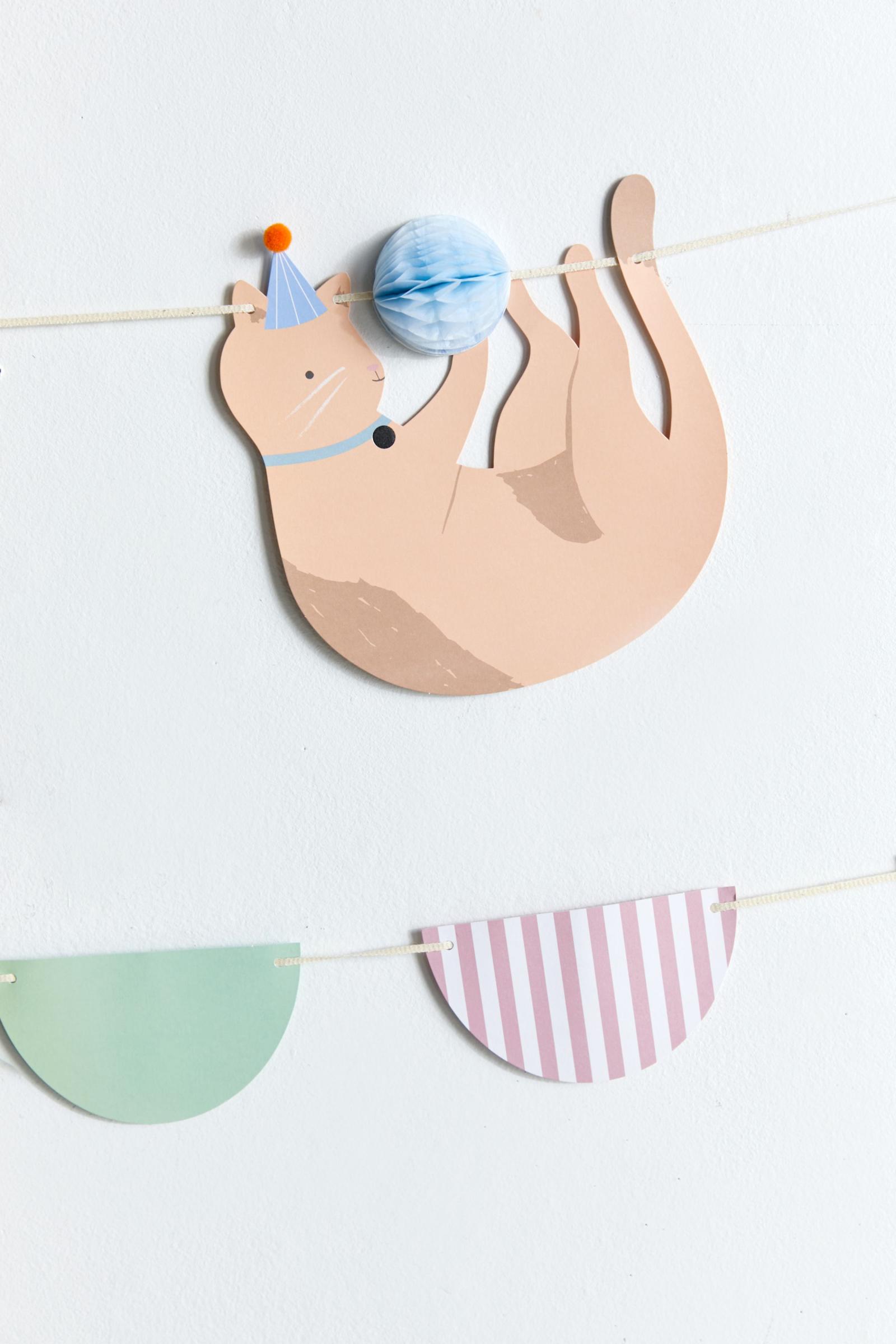 Meri Meri Kitten Garland | Urban Outfitters Australia - Clothing, Music ...