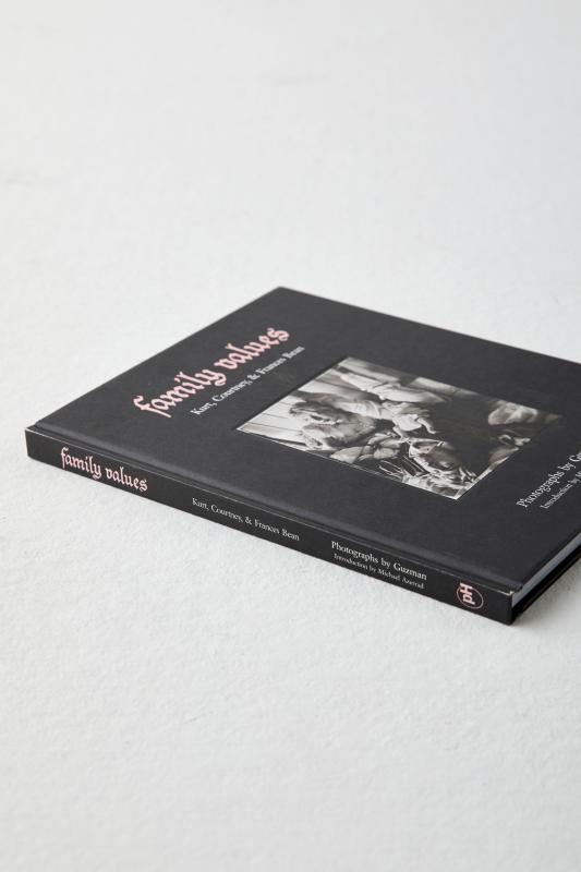 Family Values: Kurt, Courtney & Frances Bean By Guzman & Michael ...