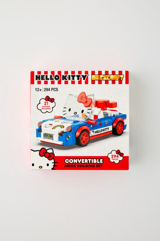 Brickcraft Sanrio Hello Kitty Convertible Building Brick Set | Urban ...